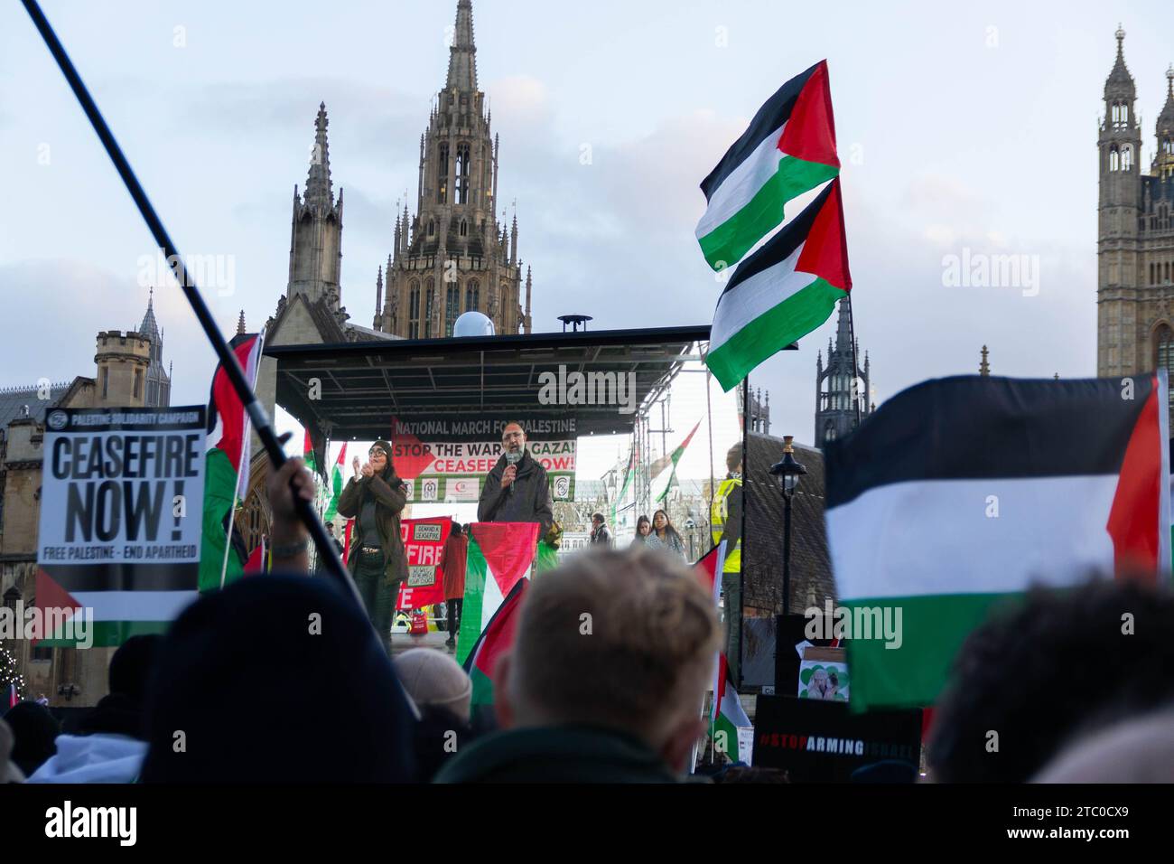 London, UK. 9th Dec 2023. Pro-Palestinian protest in central London ...