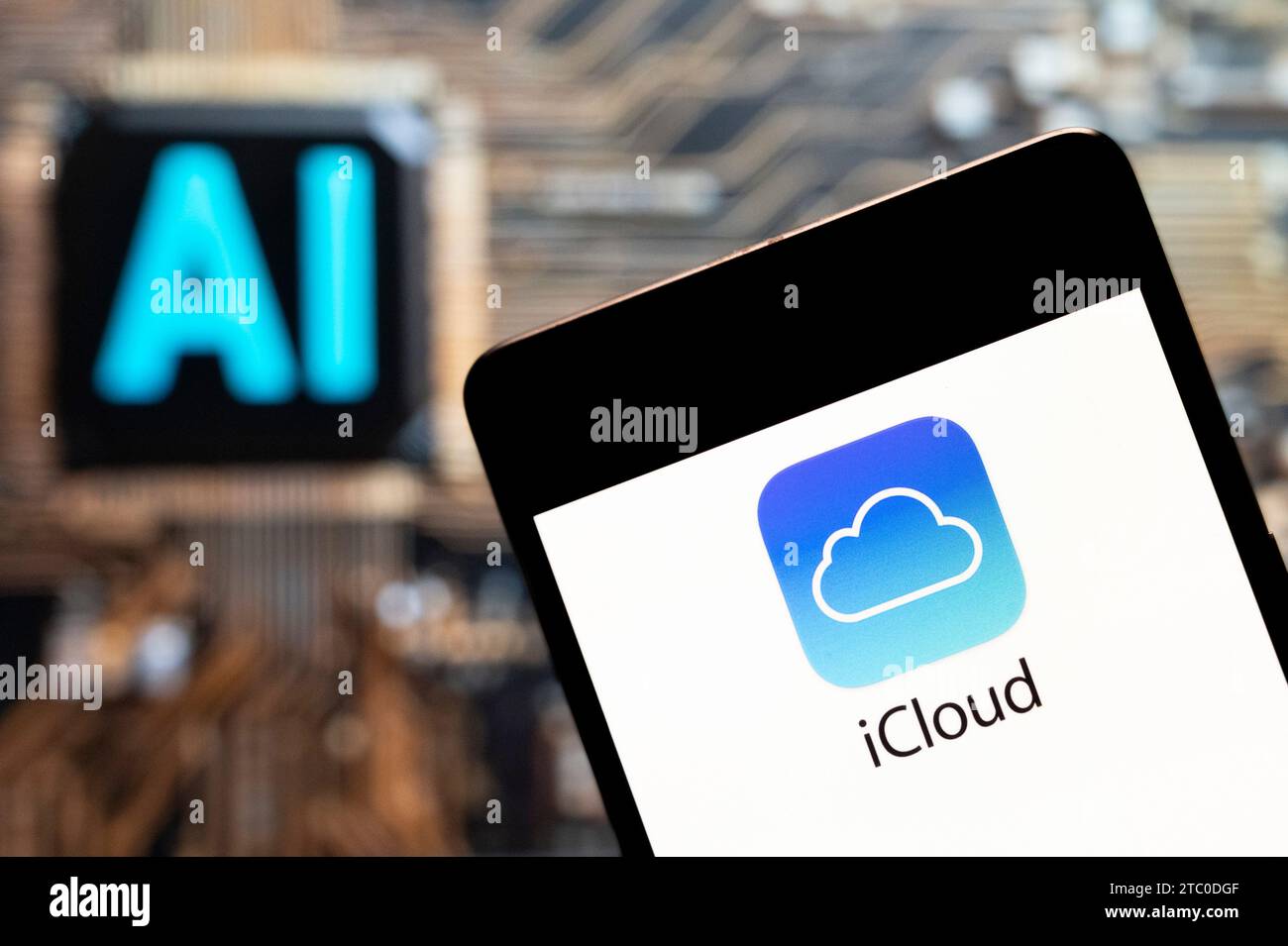 Icloud logo hi-res stock photography and images - Alamy