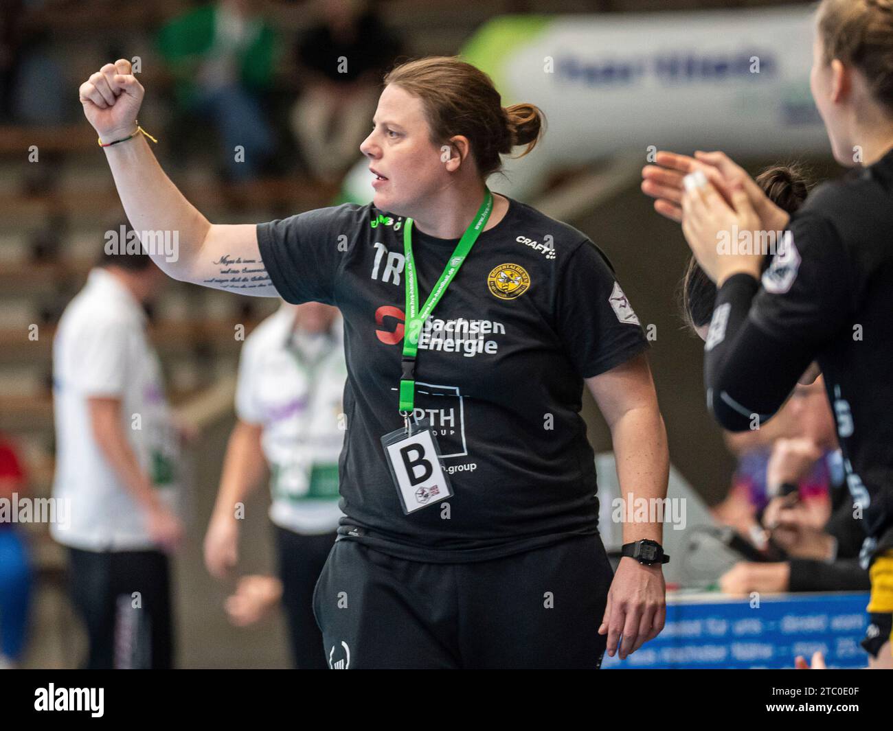2 handball bundesliga frauen hi-res stock photography and images - Alamy