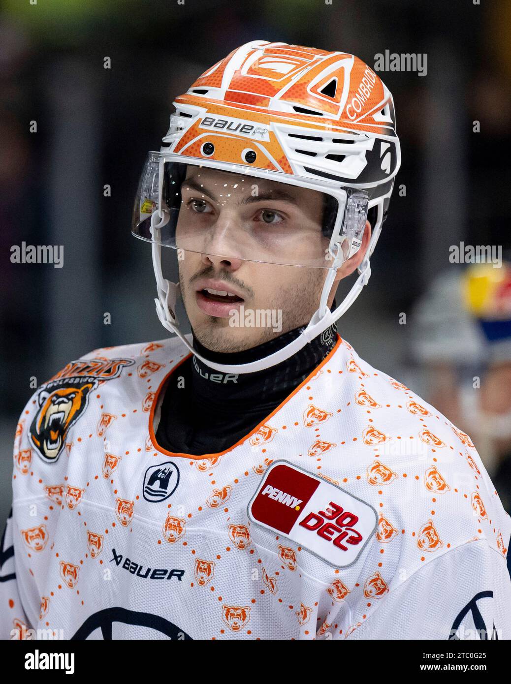 Muenchen, Deutschland. 08th Dec, 2023. Robert Kneisler (Grizzlys ...