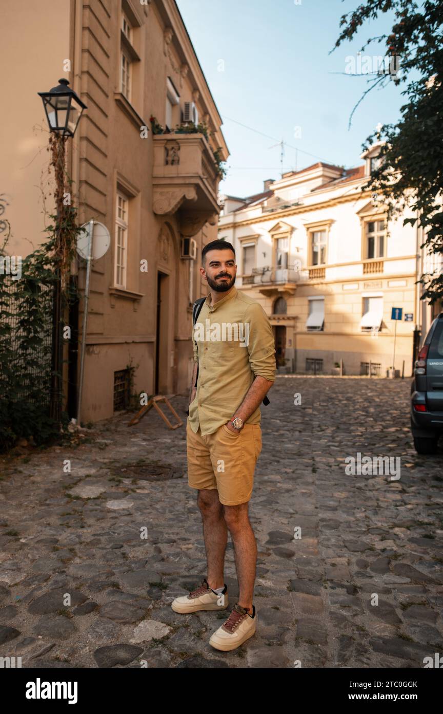 Male life model hi-res stock photography and images - Alamy