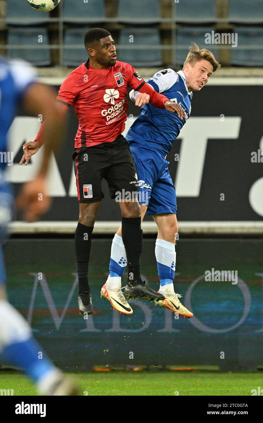 Gent, Belgium. 09th Dec, 2023. Felipe Abner (26) of RWDM fighting for ...