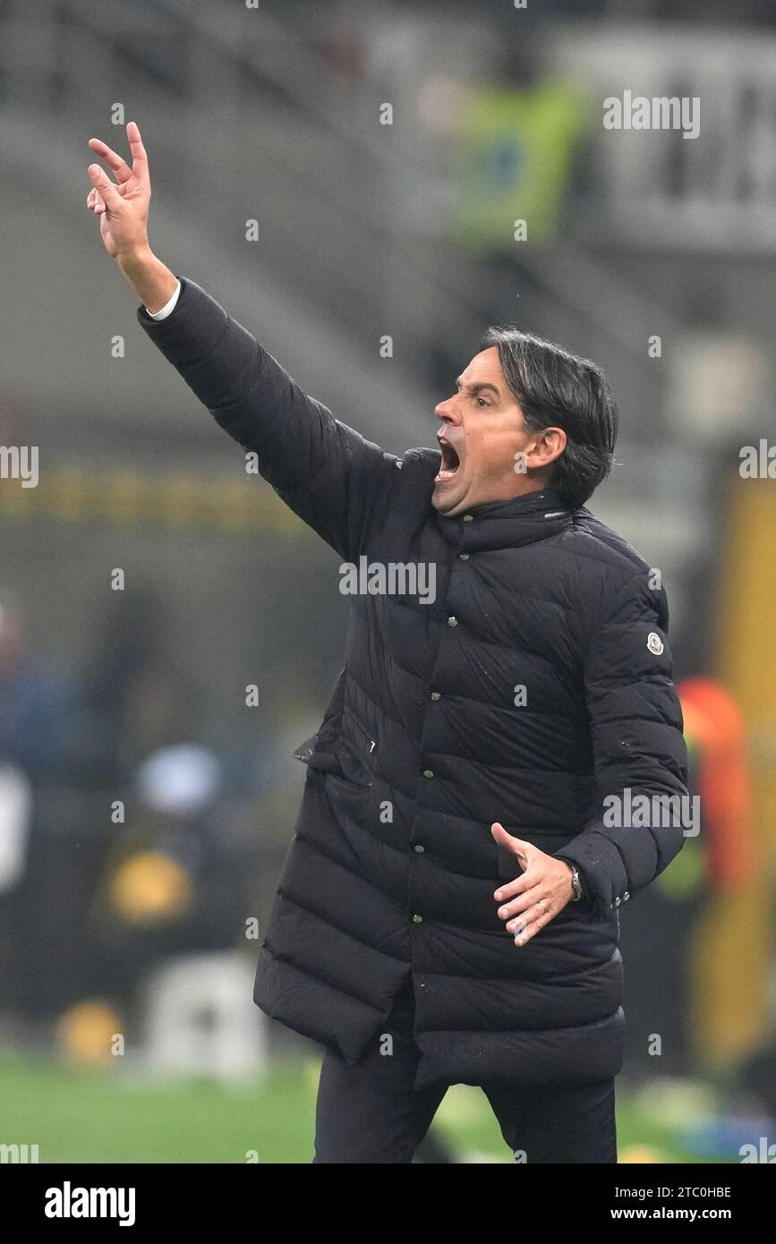 Inter Milan's head coach Simone Inzaghi gestures during the Serie A soccer match between Inter ...