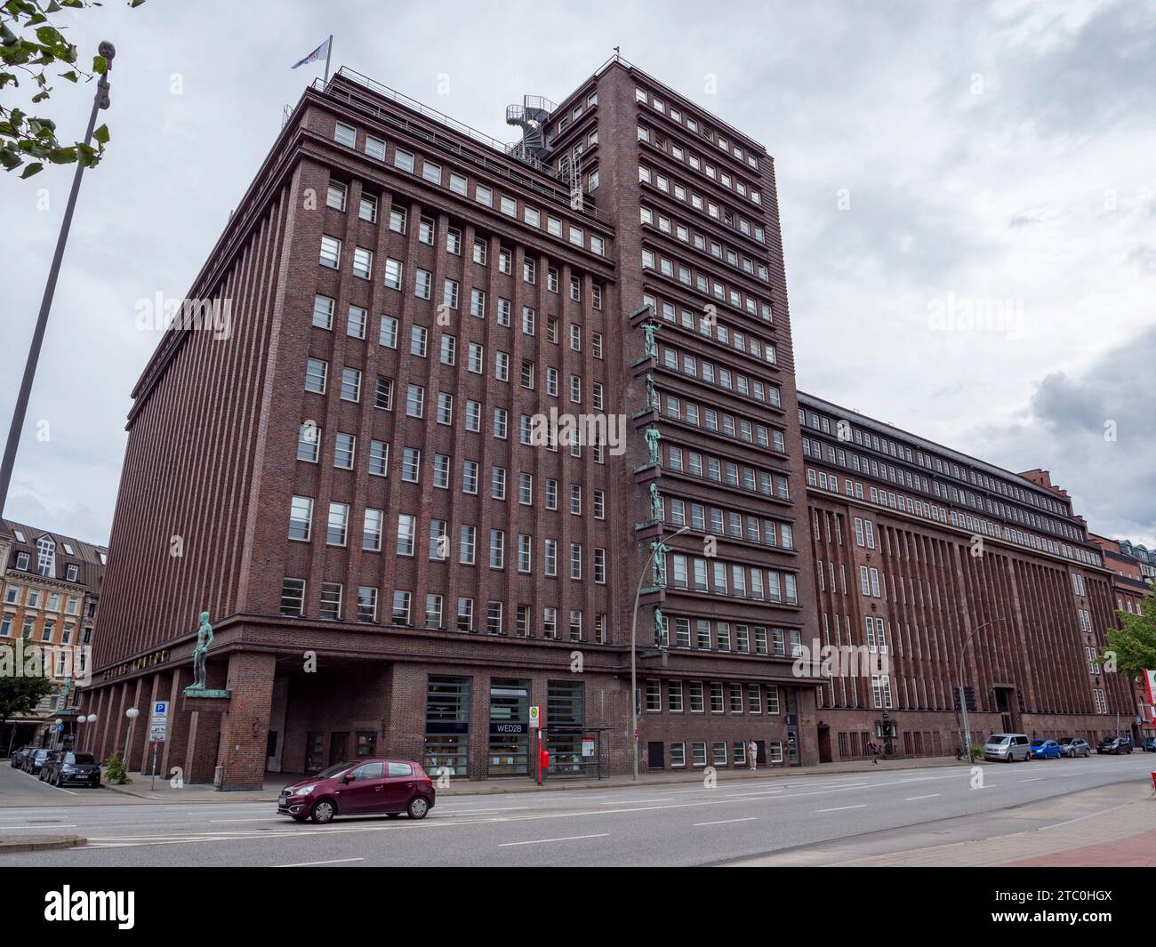 The Brahms Kontor building at Johannes-Brahms-Platz 1, Hamburg, Germany ...