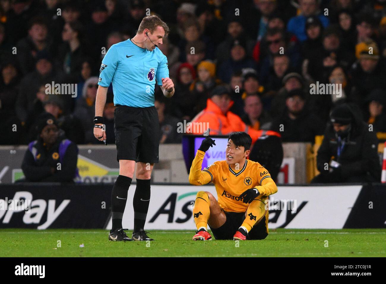 Wolverhampton, UK. 9th Dec 2023. Hwang Hee-Chan of Wolverhampton ...