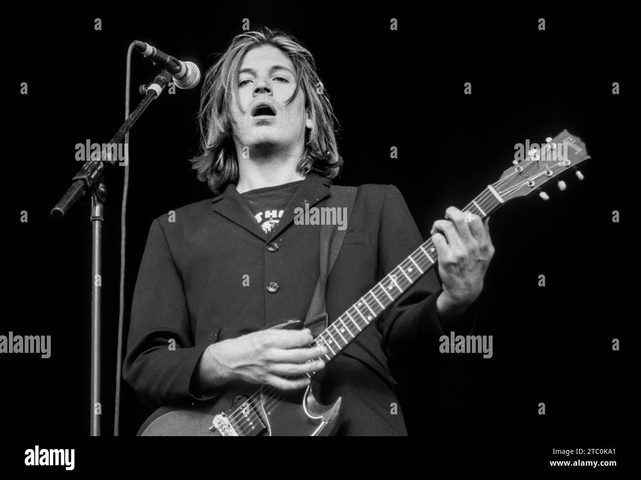 EVAN DANDO, LEMONHEADS, READING FESTIVAL, 1997: A young Evan Dando of ...