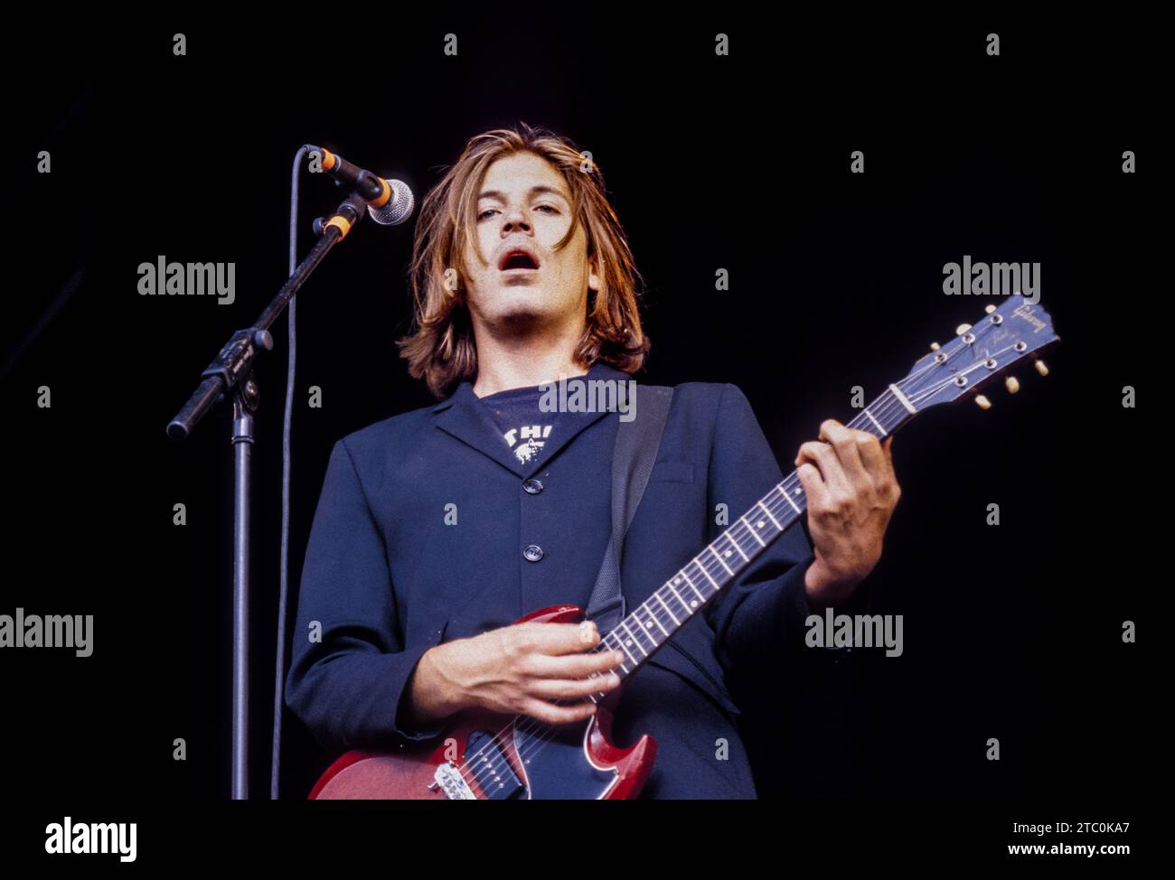 EVAN DANDO, LEMONHEADS, READING FESTIVAL, 1997: A young Evan Dando of ...