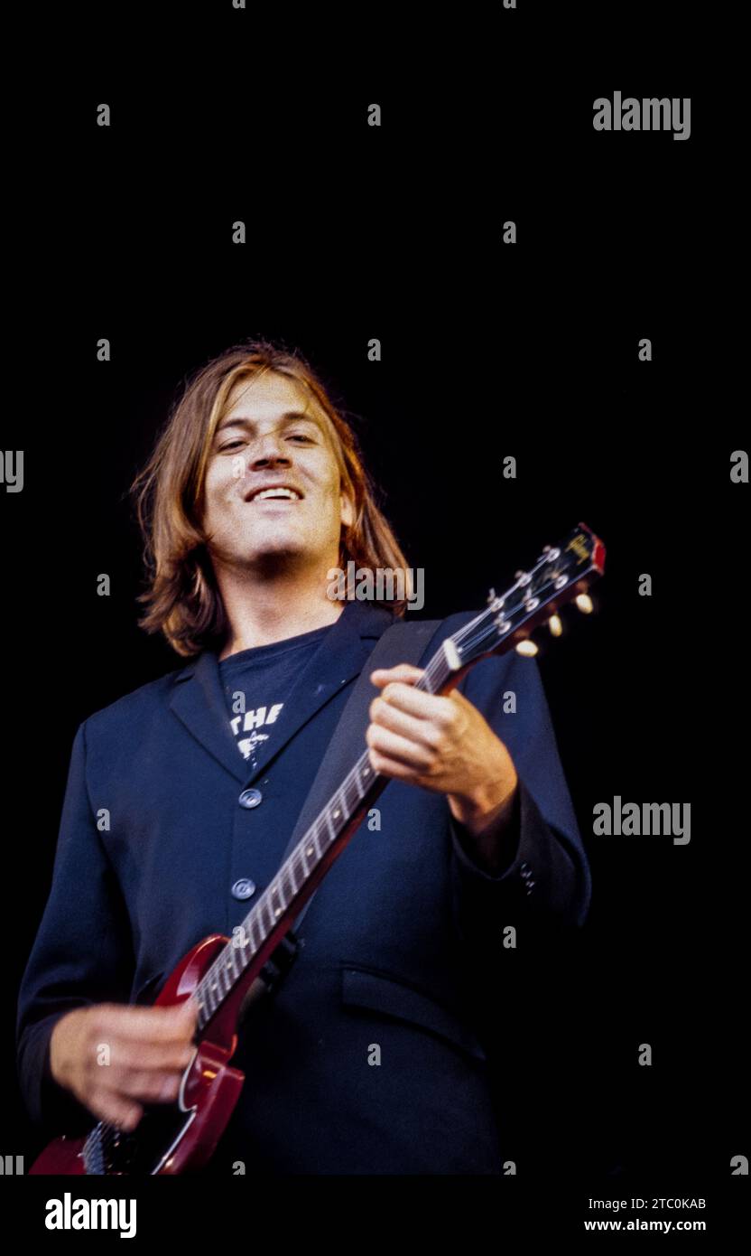 EVAN DANDO, LEMONHEADS, READING FESTIVAL, 1997: A young Evan Dando of ...