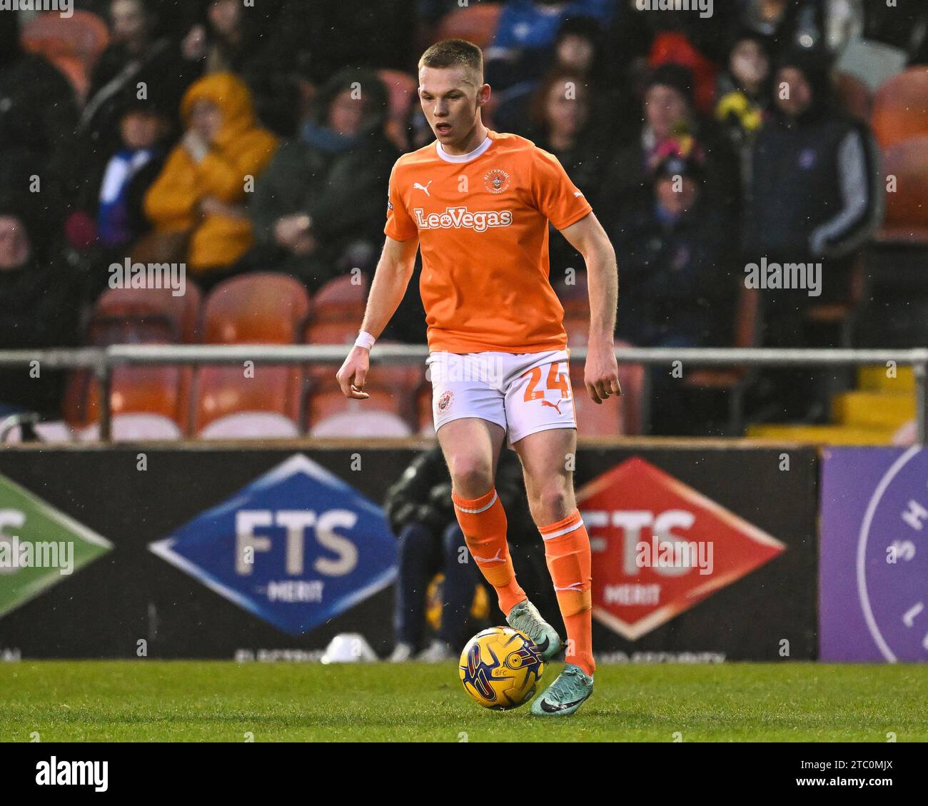 Andy Lyons #24 of Blackpool in action during the Sky Bet League 1 match ...