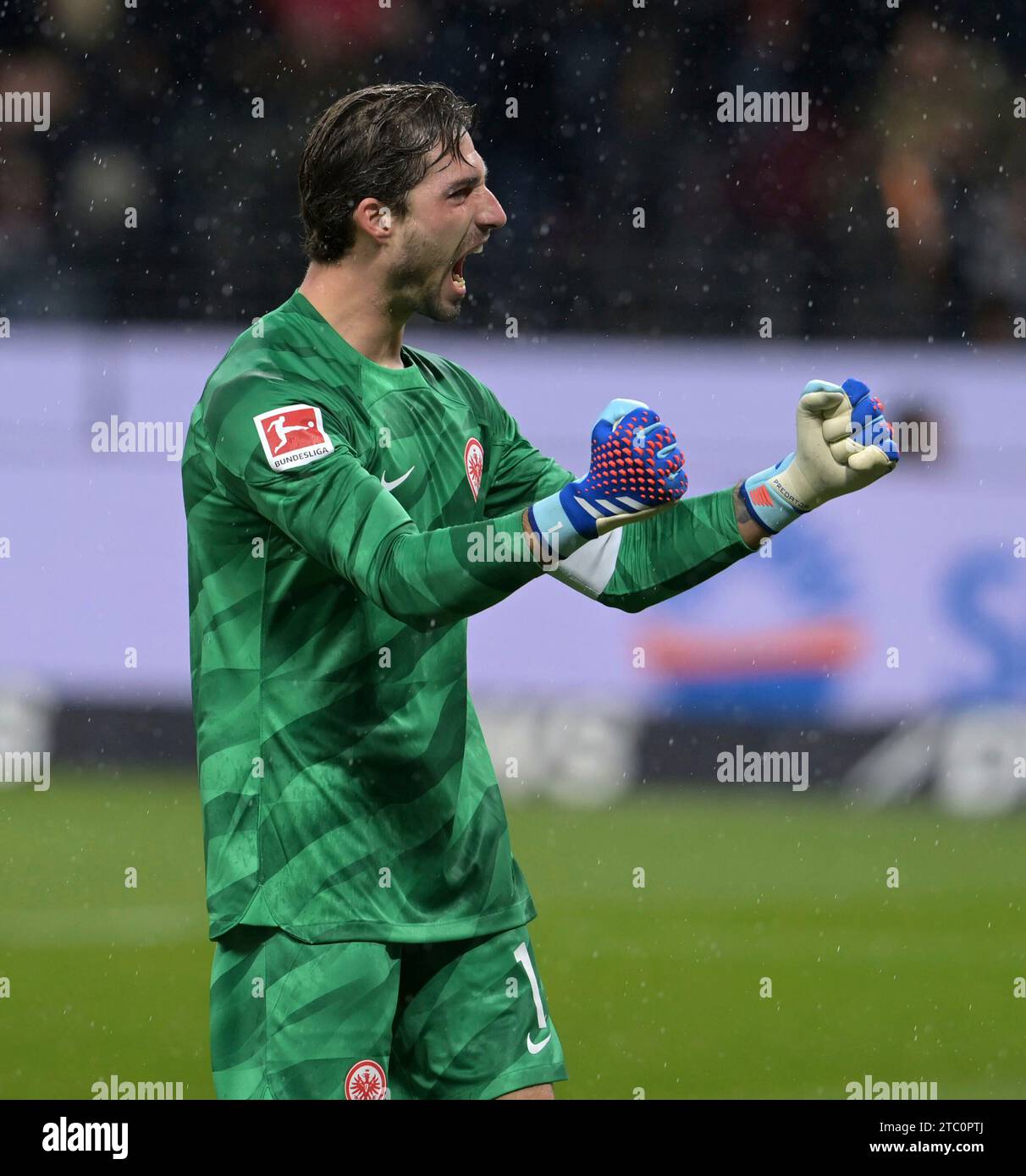 Frankfurt, Deutschland. 09th Dec, 2023. Torjubel von Eintracht Torwart ...