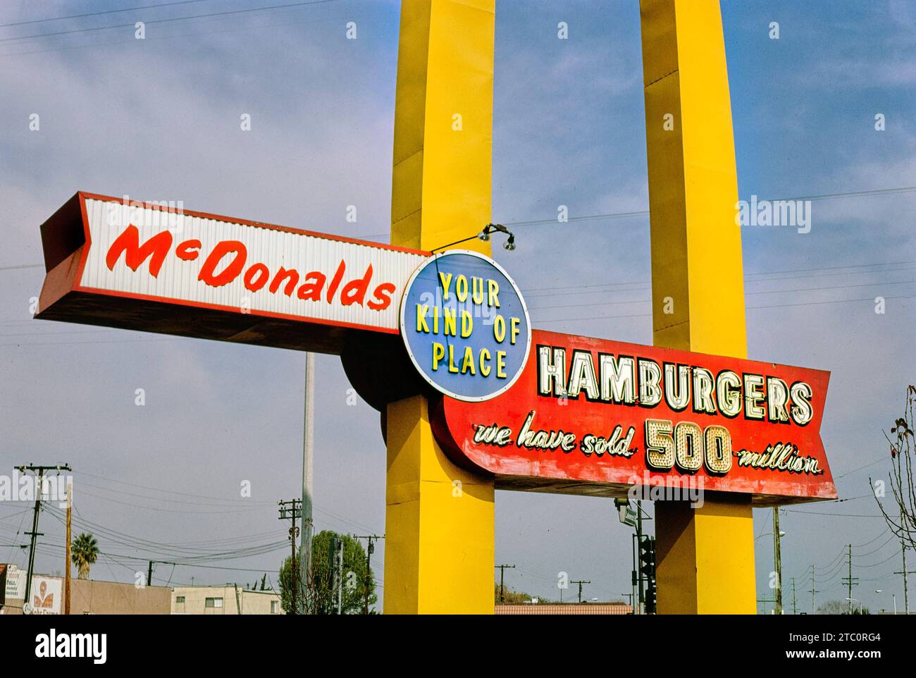 Vintage mcdonalds sign hi-res stock photography and images - Alamy