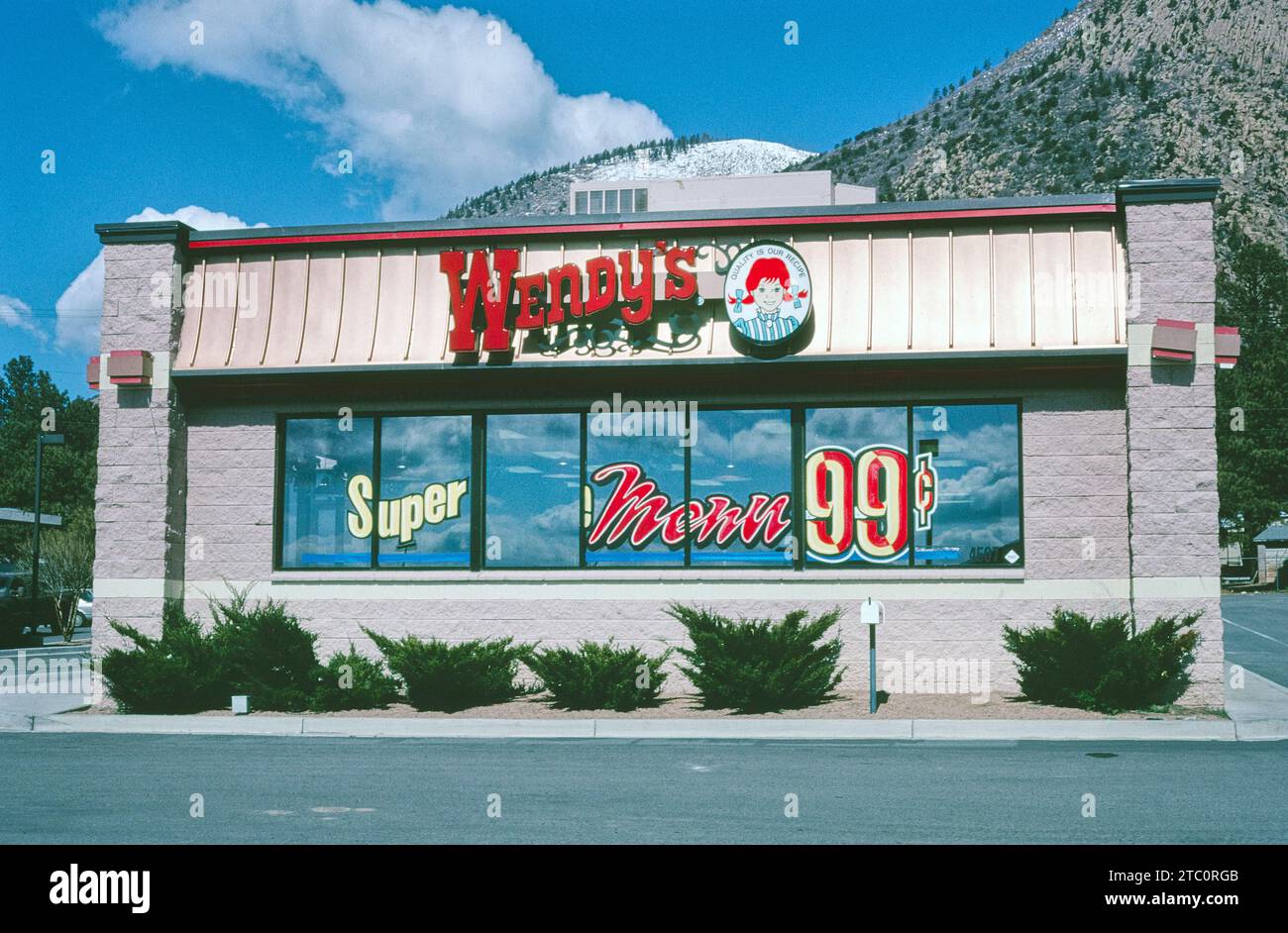 Wendy's restaurant vintage hi-res stock photography and images - Alamy