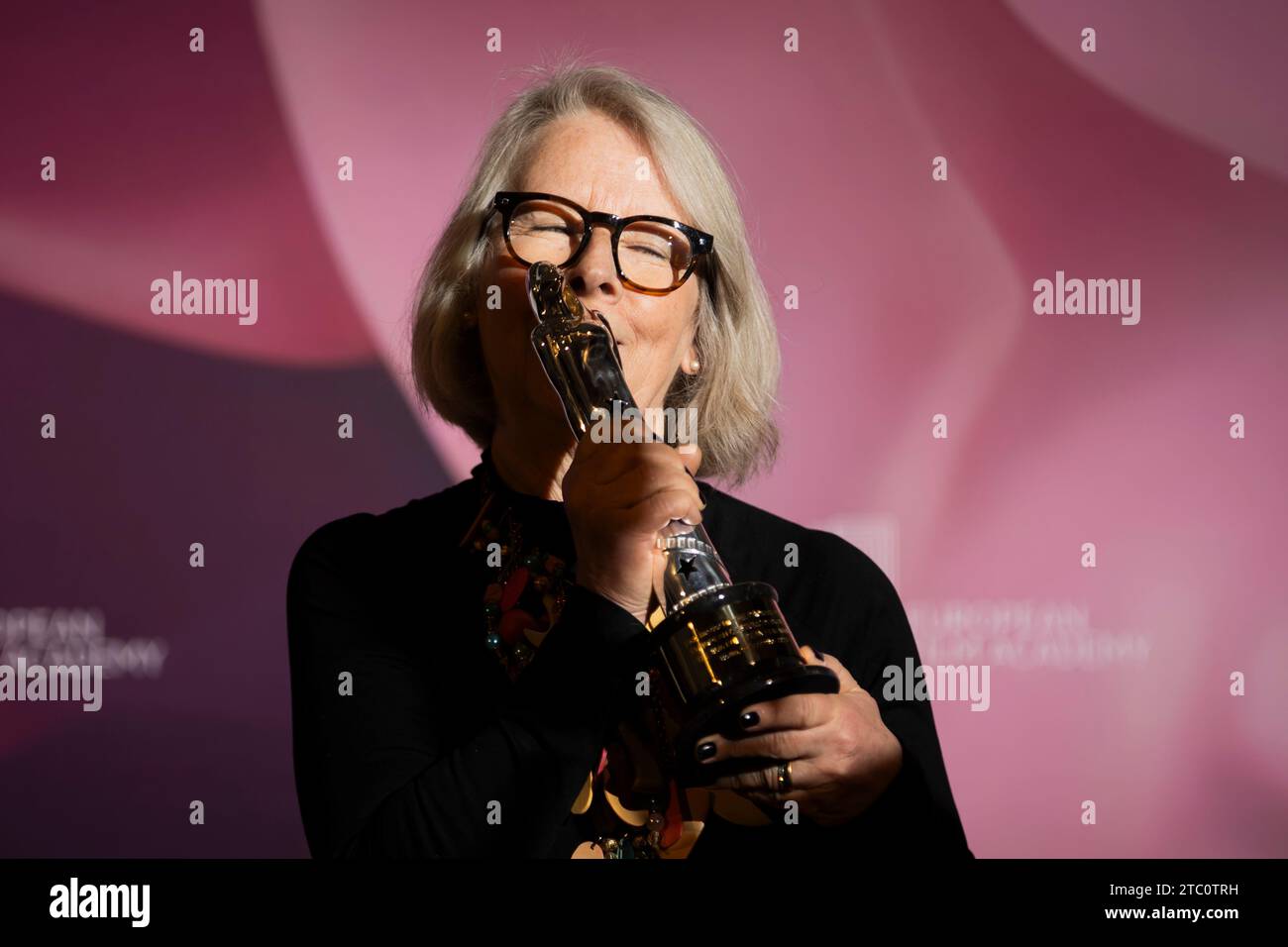 Awards category hi-res stock photography and images - Alamy