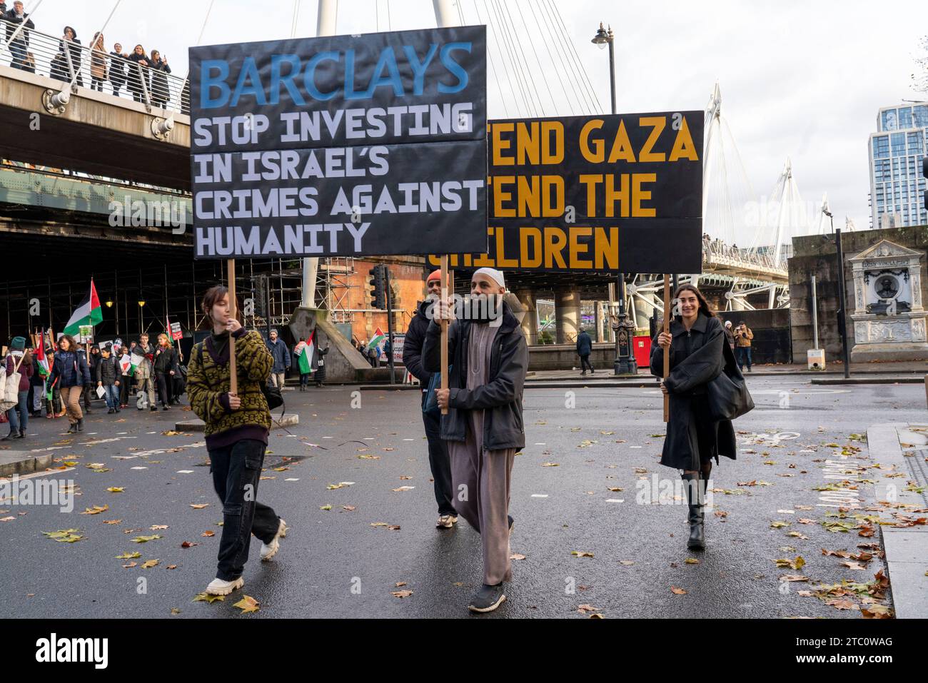 Central London, 9th December, UK, 2023 - Many thousands of people ...