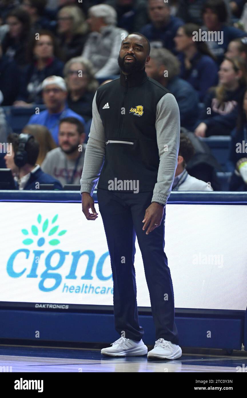 STORRS, CT - DECEMBER 09: Arkansas-Pine Bluff Golden Lions head coach ...