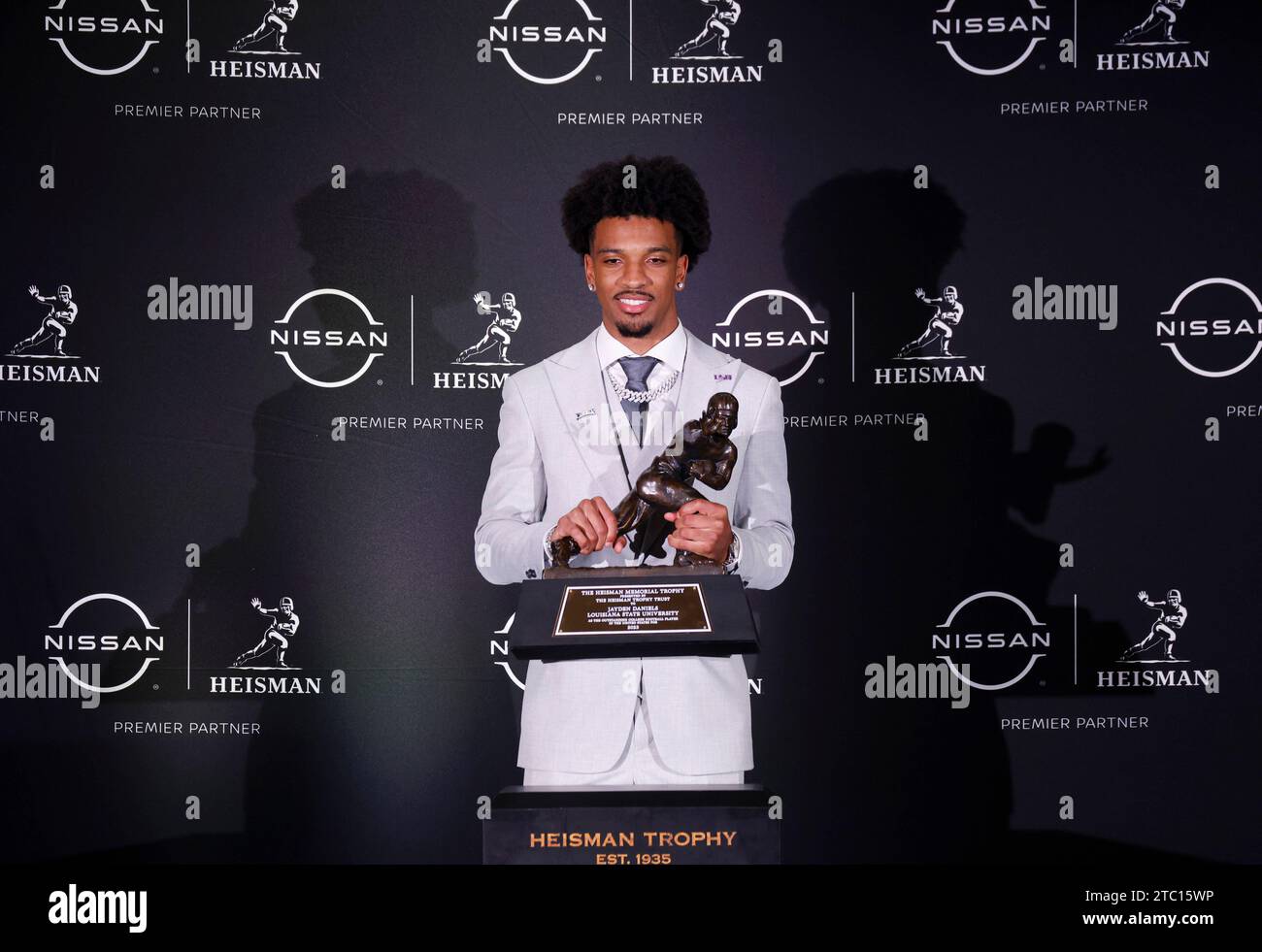 New York, United States. 09th Dec, 2023. LSU quarterback Jayden Daniels ...