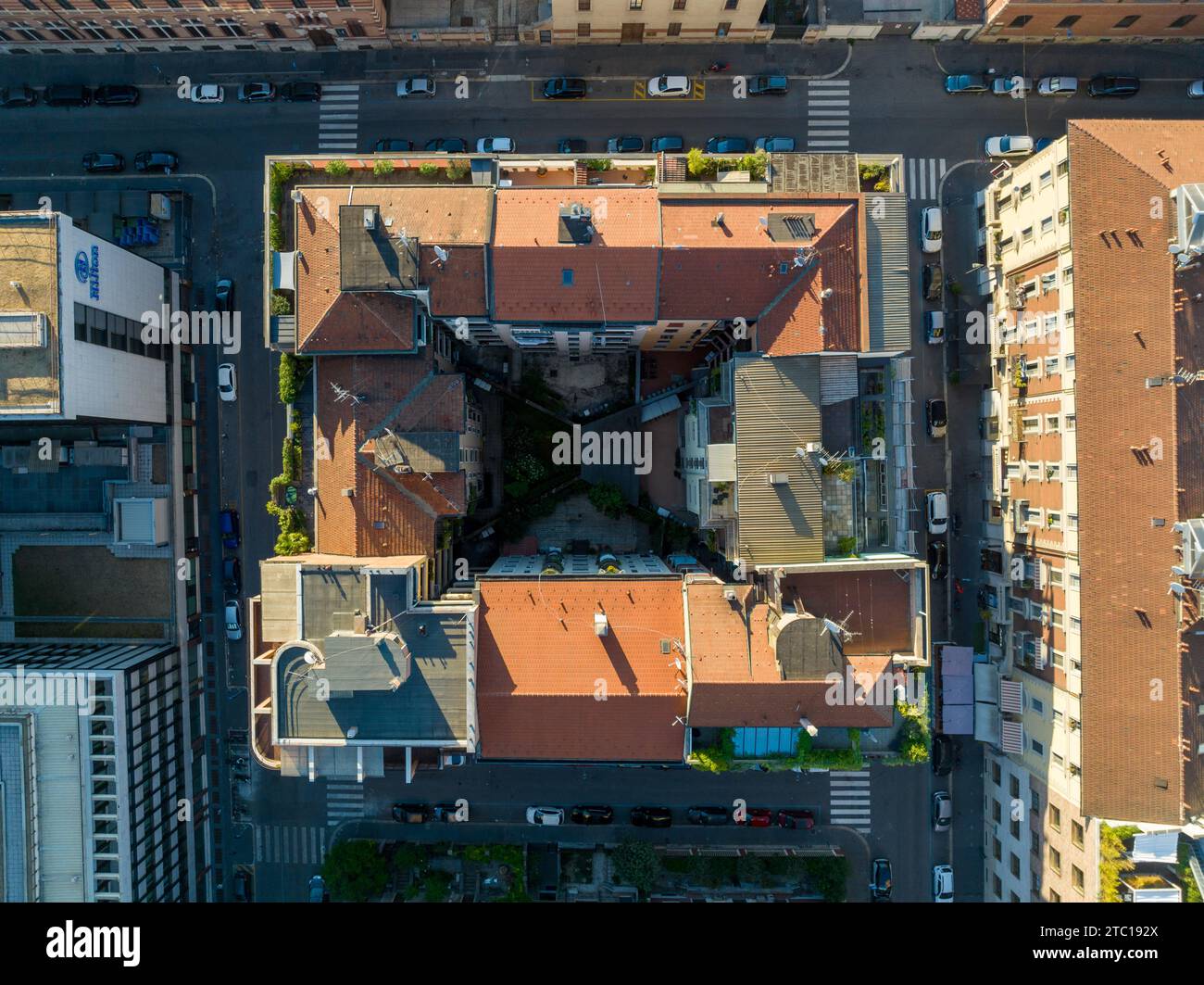 Aerial view center milan panoramic hi-res stock photography and images ...