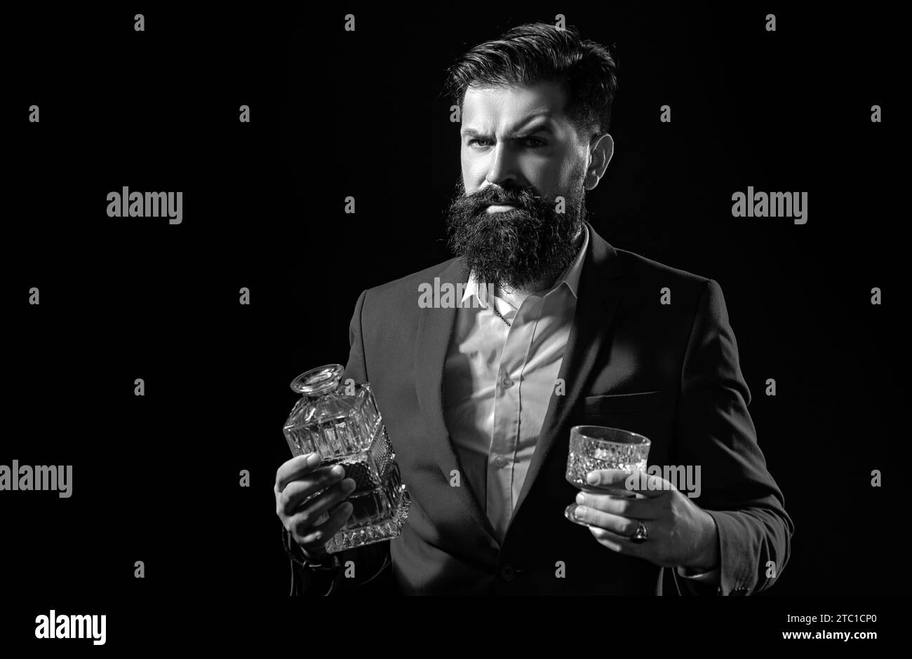 Old men drinking pub Black and White Stock Photos & Images - Alamy