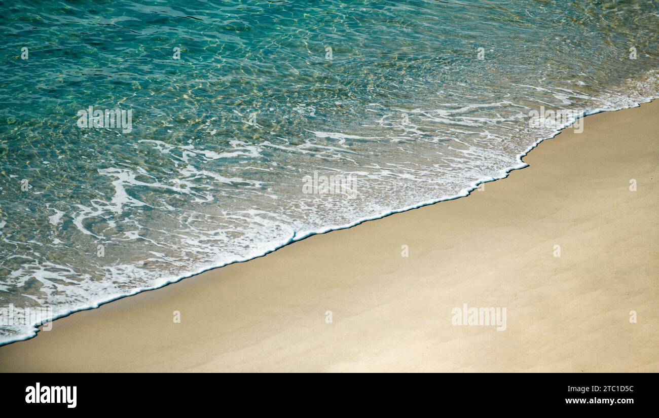 Waves in the ocean. Turquoise sea waves. Beautiful sea waves with foam ...
