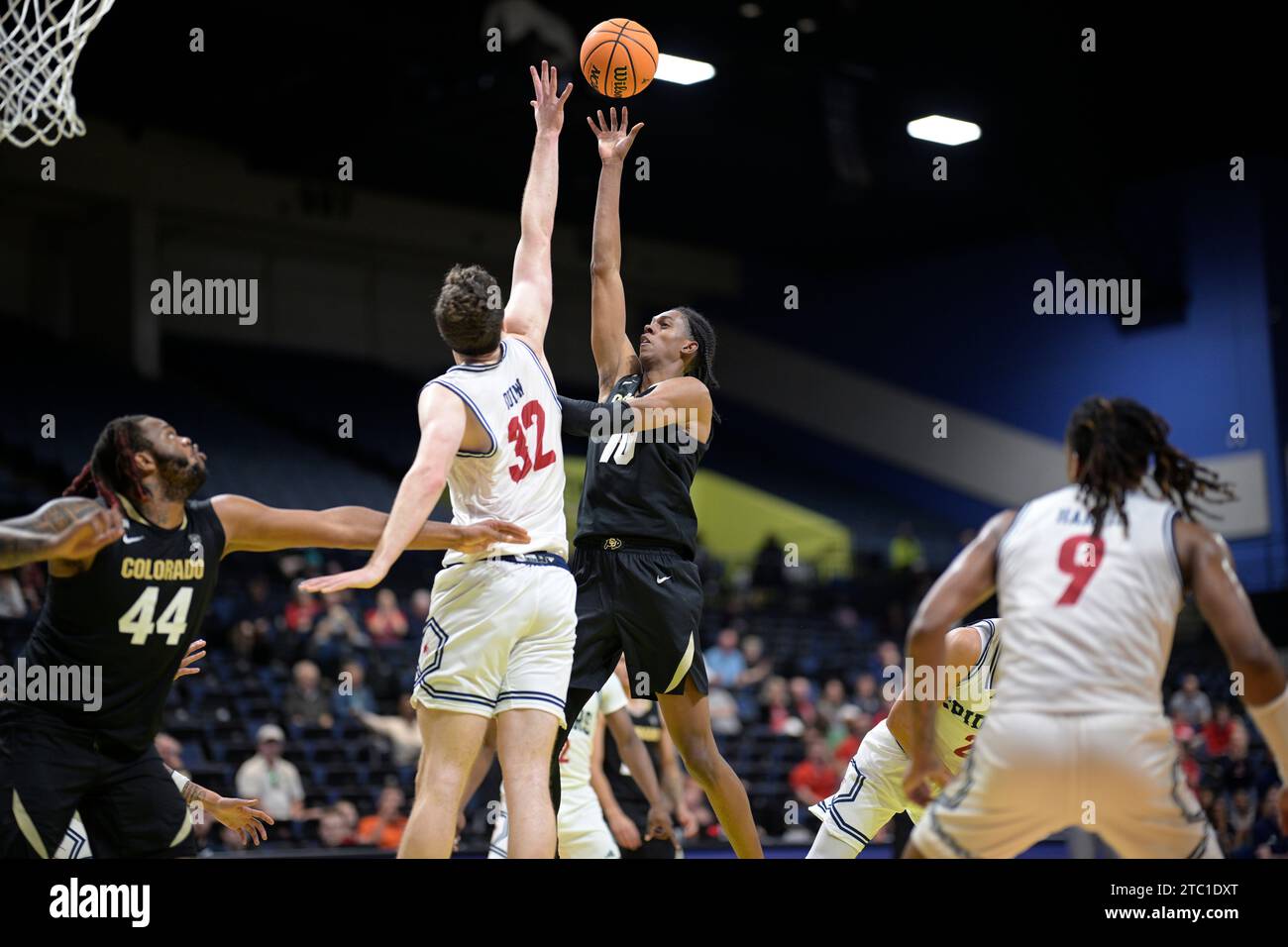 Colorado forward Cody Williams (10) shoots in front of Richmond center ...
