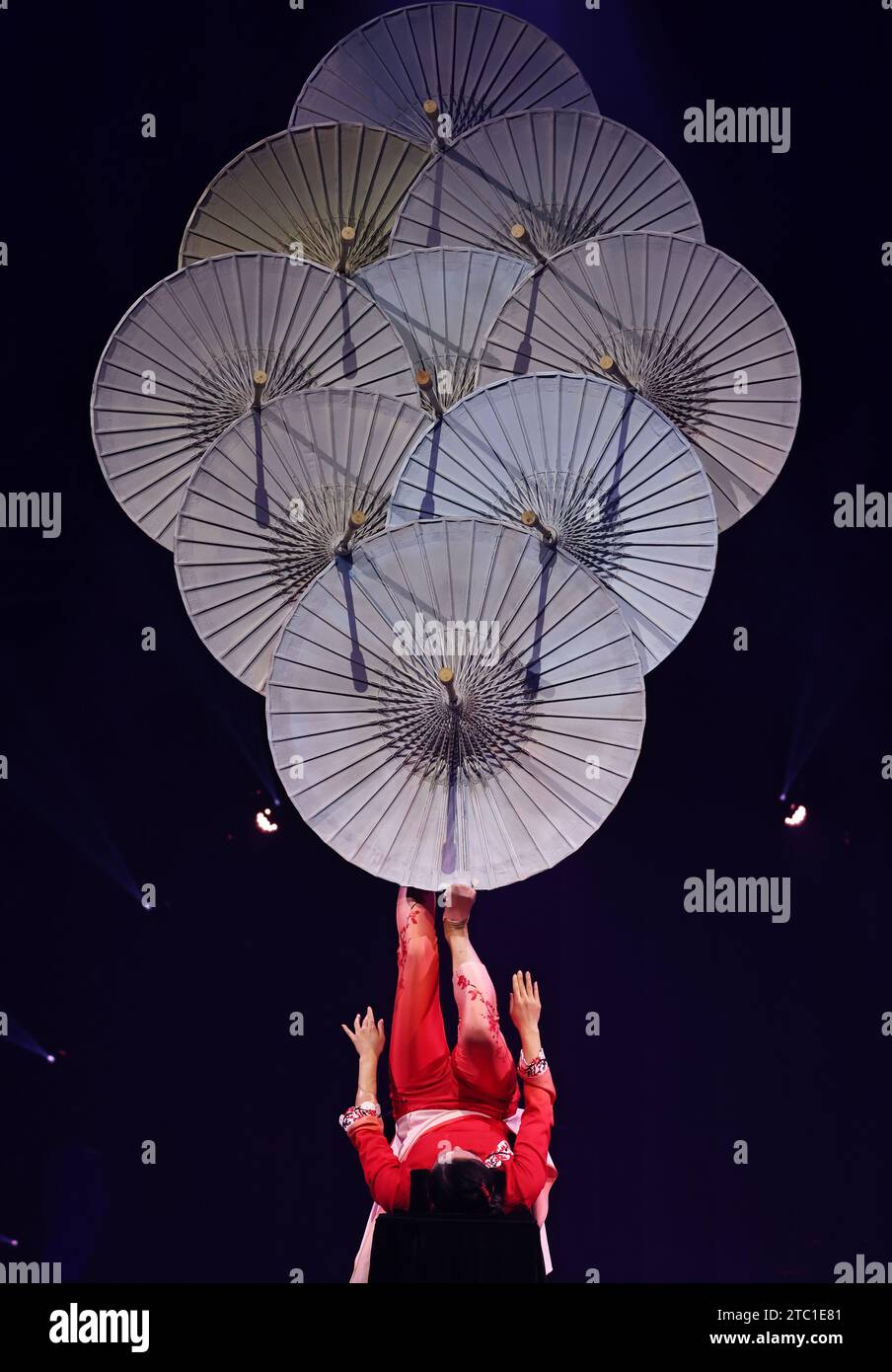 Paris, France. 8th Dec, 2023. A Chinese acrobat performs during the ...