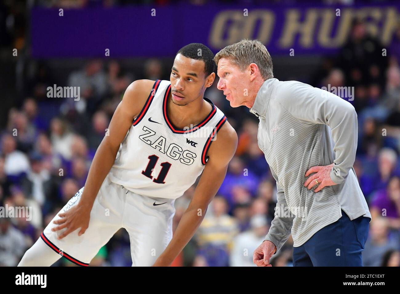 December 09, 2023: Gonzaga Bulldogs guard Nolan Hickman (11) and Head ...