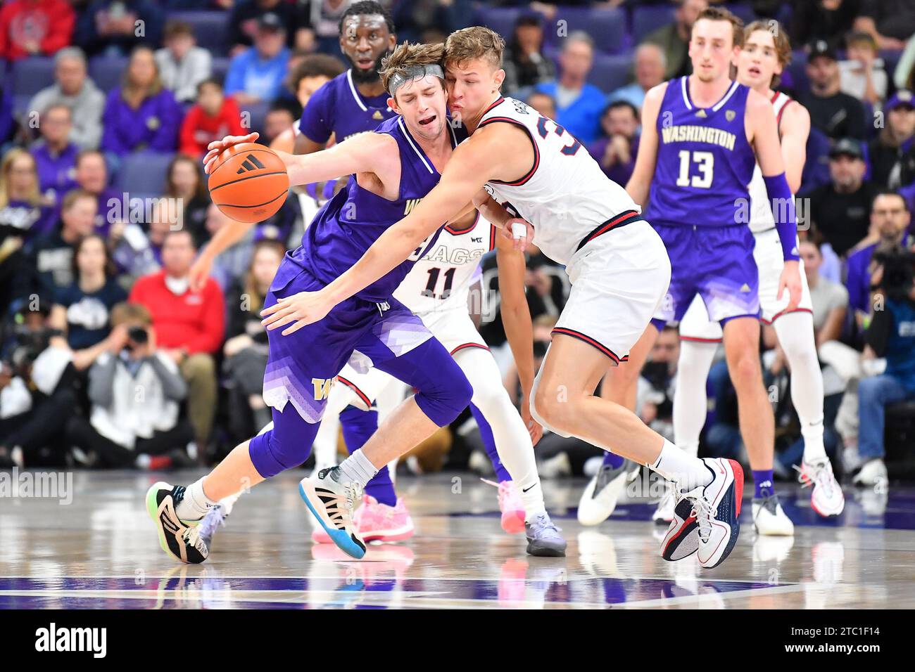 Seattle, WA, USA. 09th Dec, 2023. Washington Huskies forward Washington ...