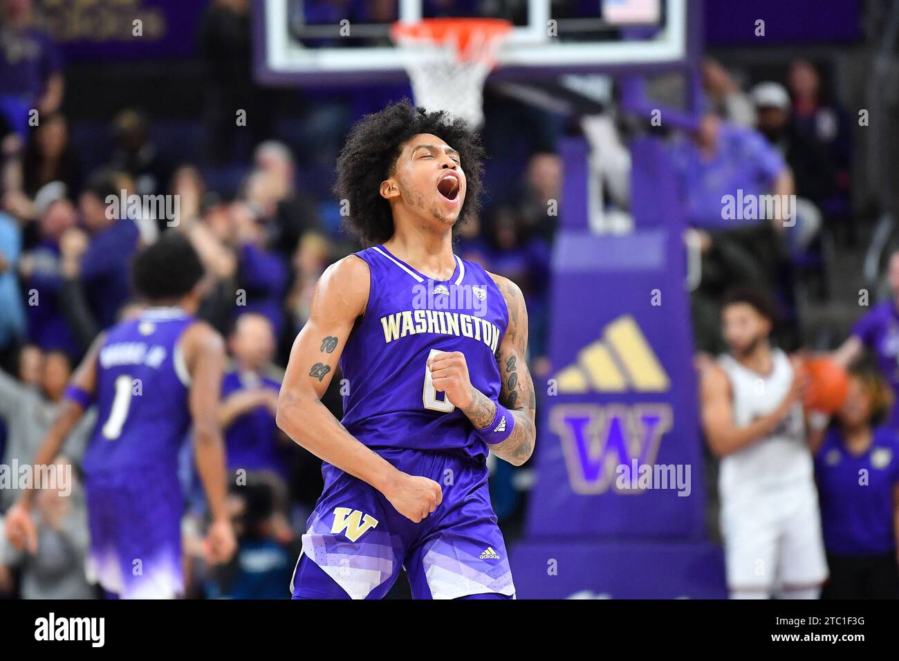 Seattle, WA, USA. 09th Dec, 2023. Washington Huskies guard Koren ...