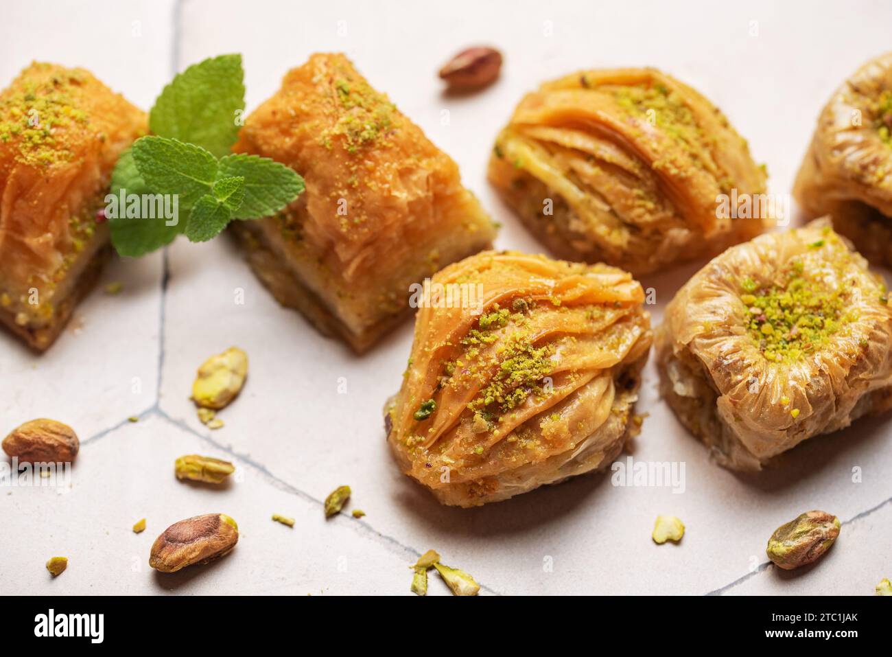 Traditional turkish pastry crispy hi-res stock photography and images ...