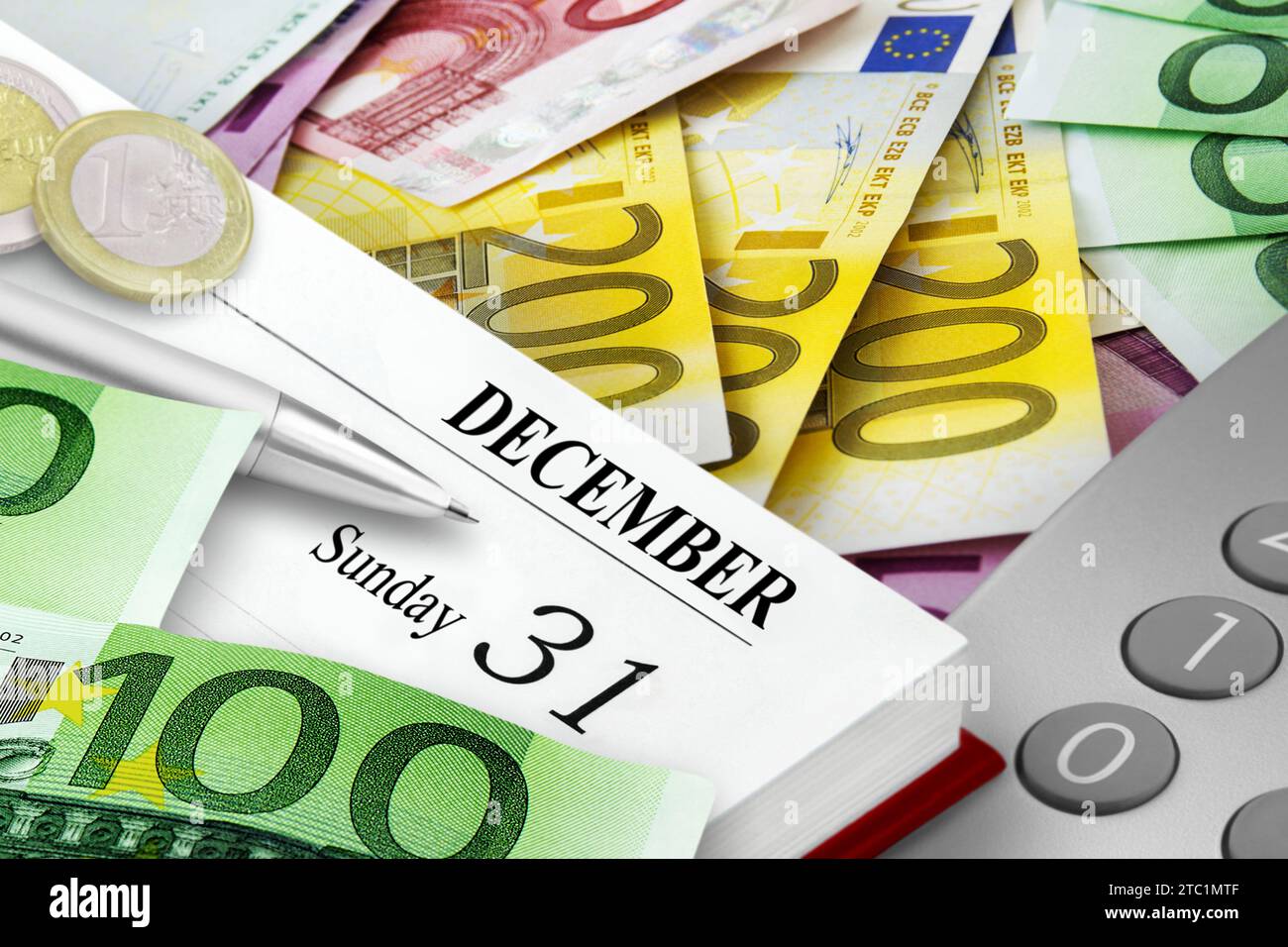 Calendar 2023 December 31 Sunday New Years Eve and calculator with Euro ...