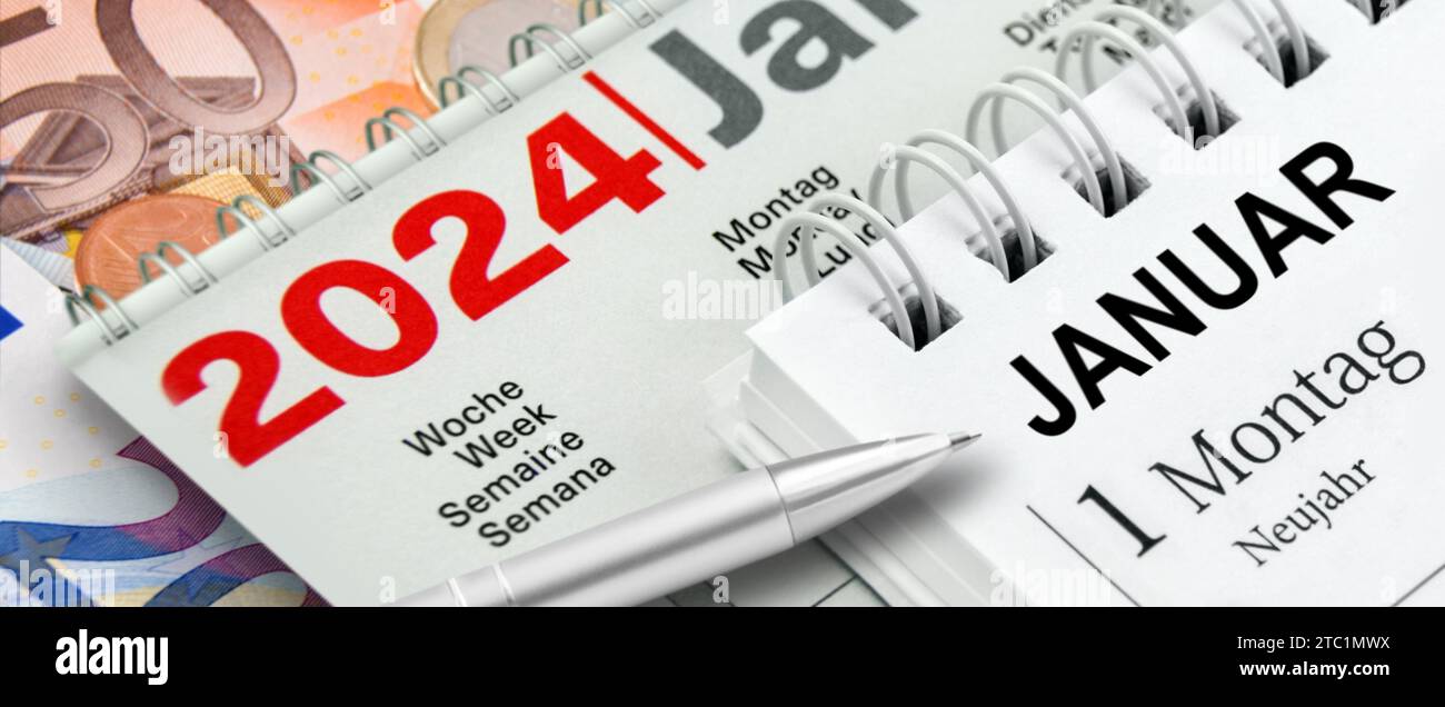 2024 calendar week start monday hi-res stock photography and images - Alamy