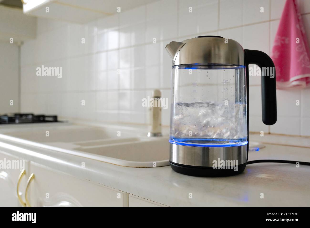 Glass electric kettle boiled water hi-res stock photography and images ...