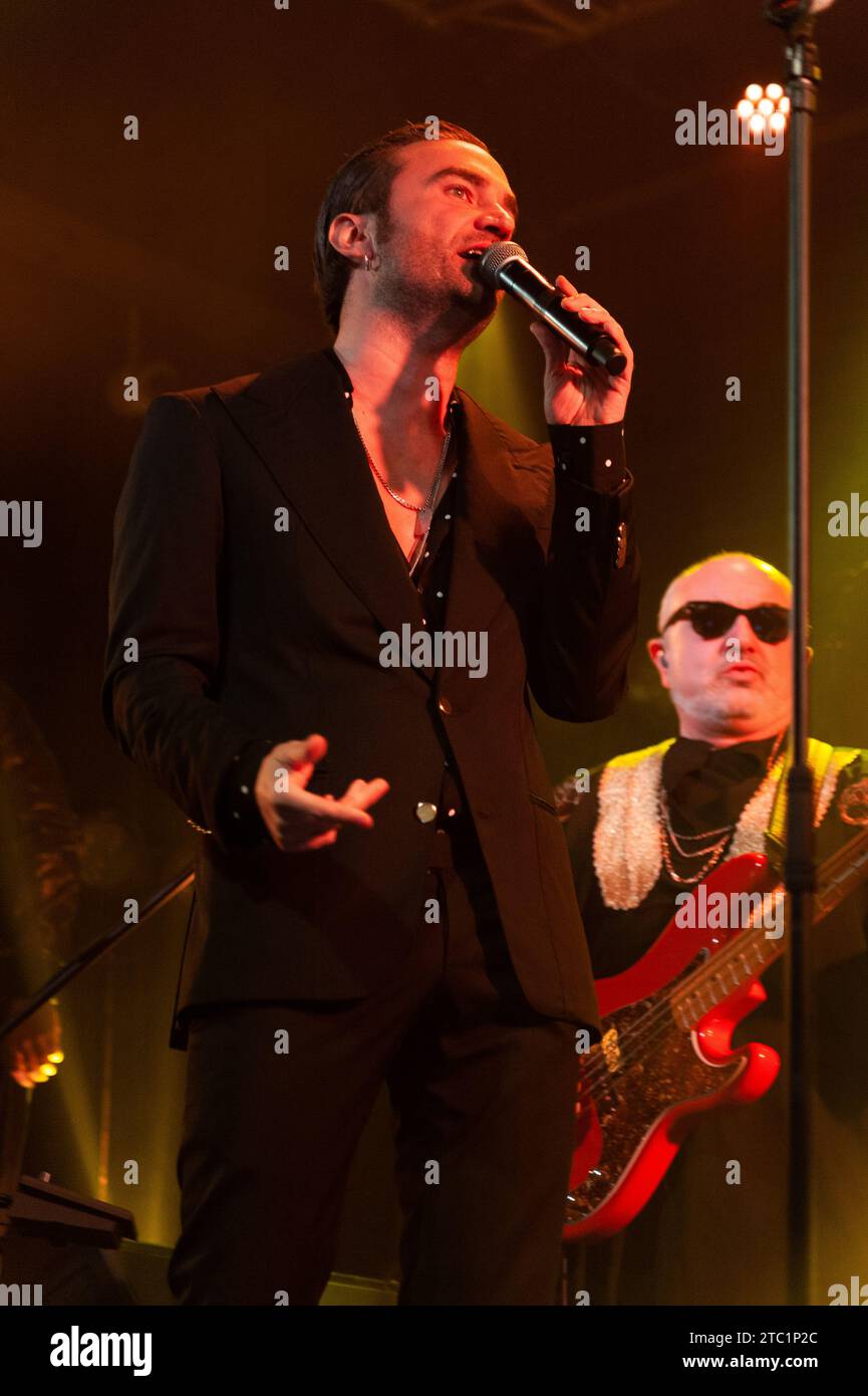 Tropico tour hi-res stock photography and images - Alamy
