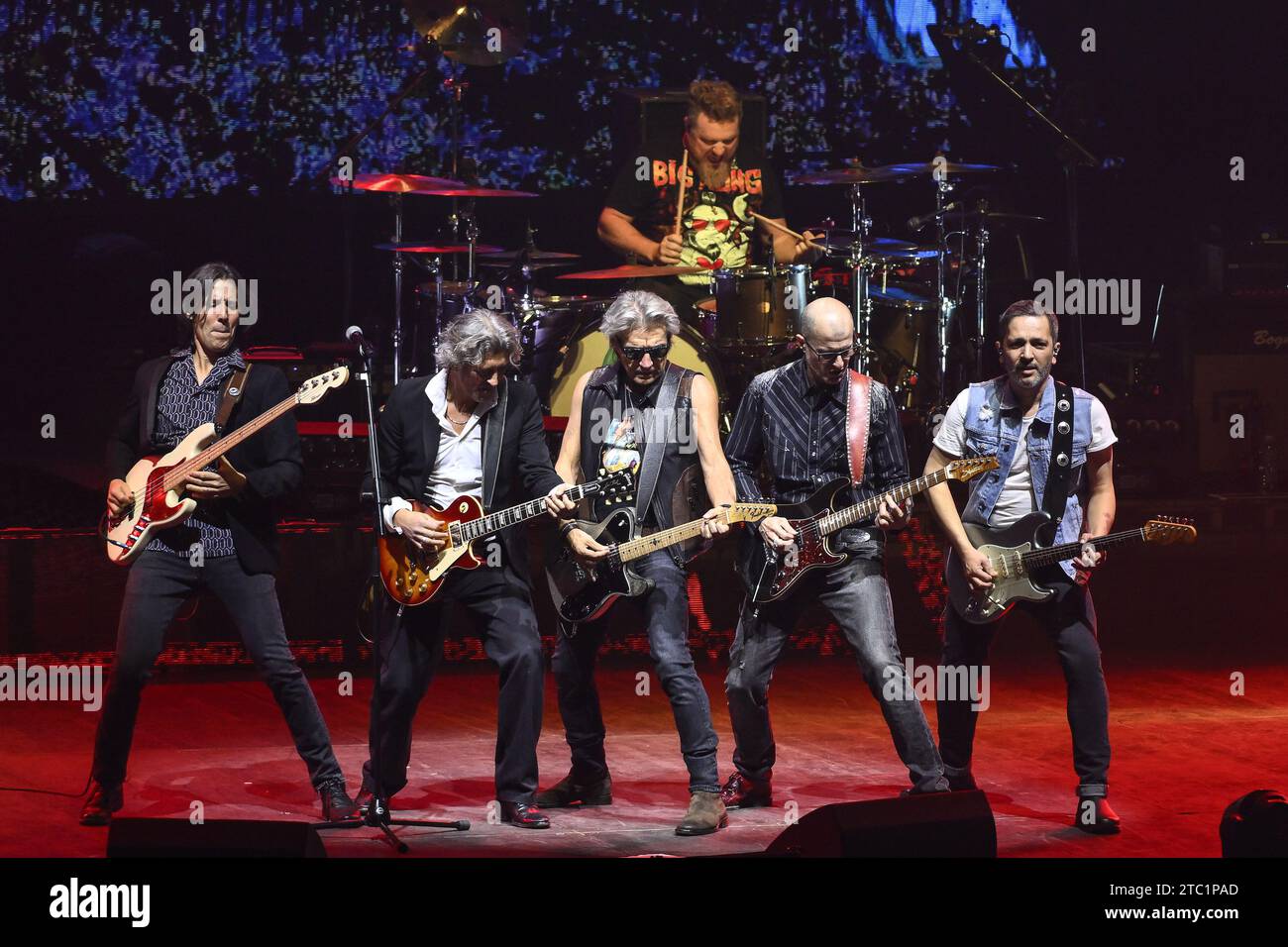 Bossini hi-res stock photography and images - Alamy