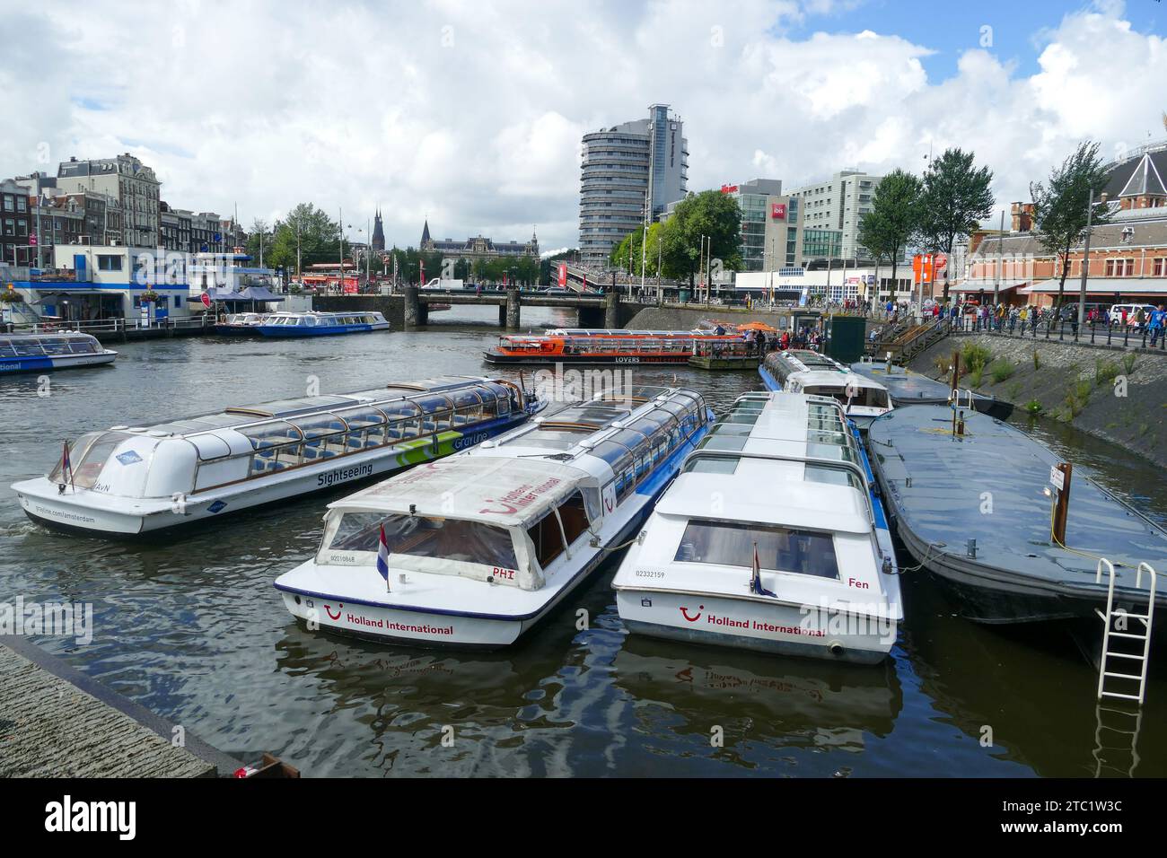 Amsterdam harbour skyline hi-res stock photography and images - Alamy