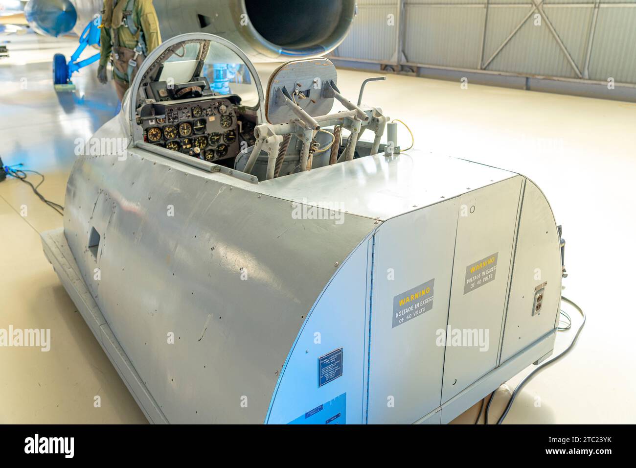 Link trainer hi-res stock photography and images - Alamy