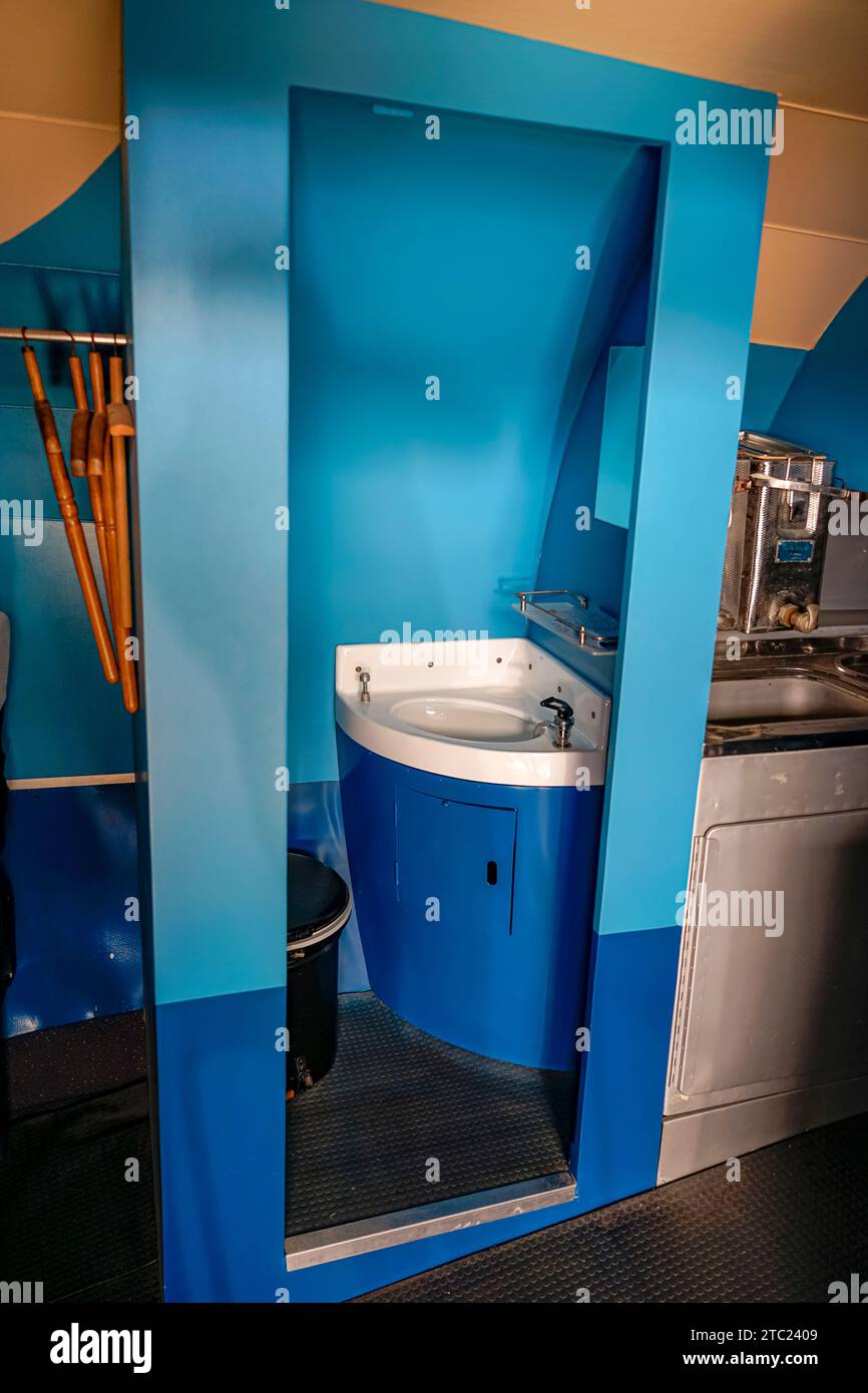 Dc 3 interior hi-res stock photography and images - Alamy