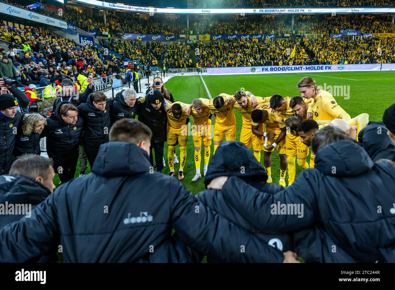 Oslo, Norway. 09th Dec, 2023. The players of Bodoe/Glimt unite in a ...
