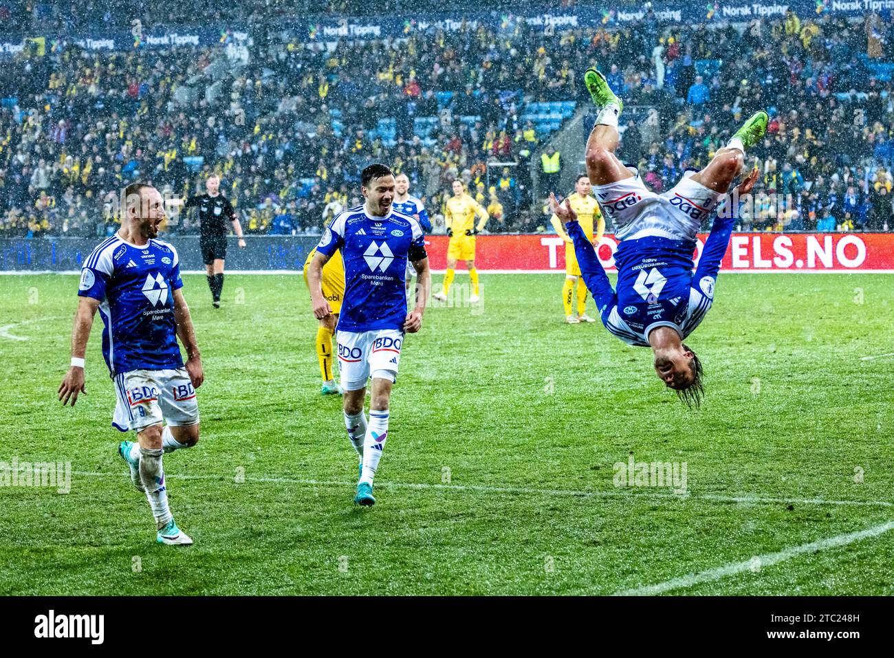 Oslo, Norway. 09th Dec, 2023. Fredrik Gulbrandsen (8) of Molde scores ...