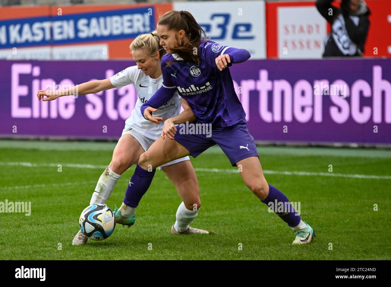 Essen, Deutschland. 09th Dec, 2023. Lilli Purtscheller (SGS Essen ...
