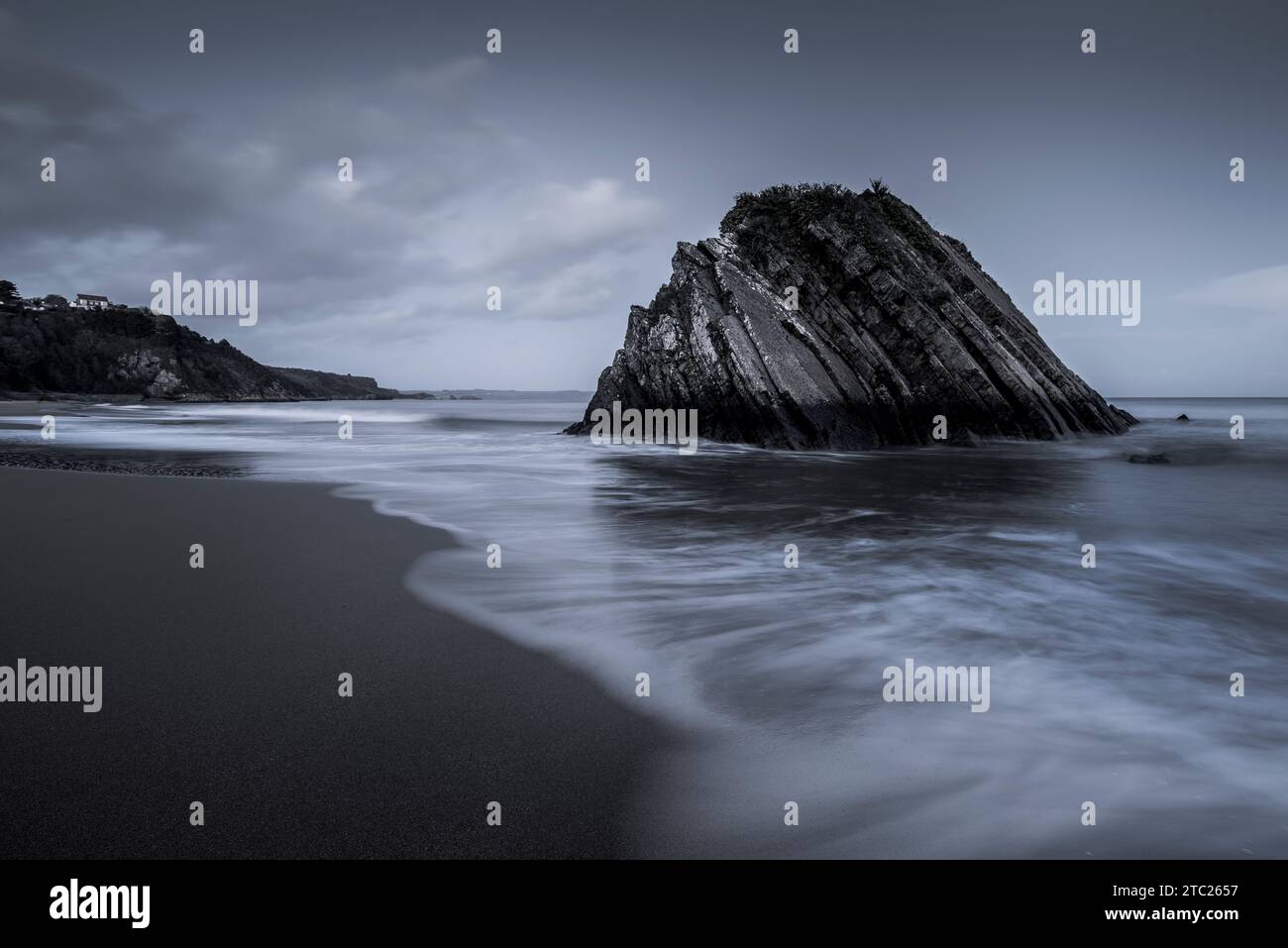 North beach in Tenby, in winter, Pembrokeshire Stock Photo - Alamy