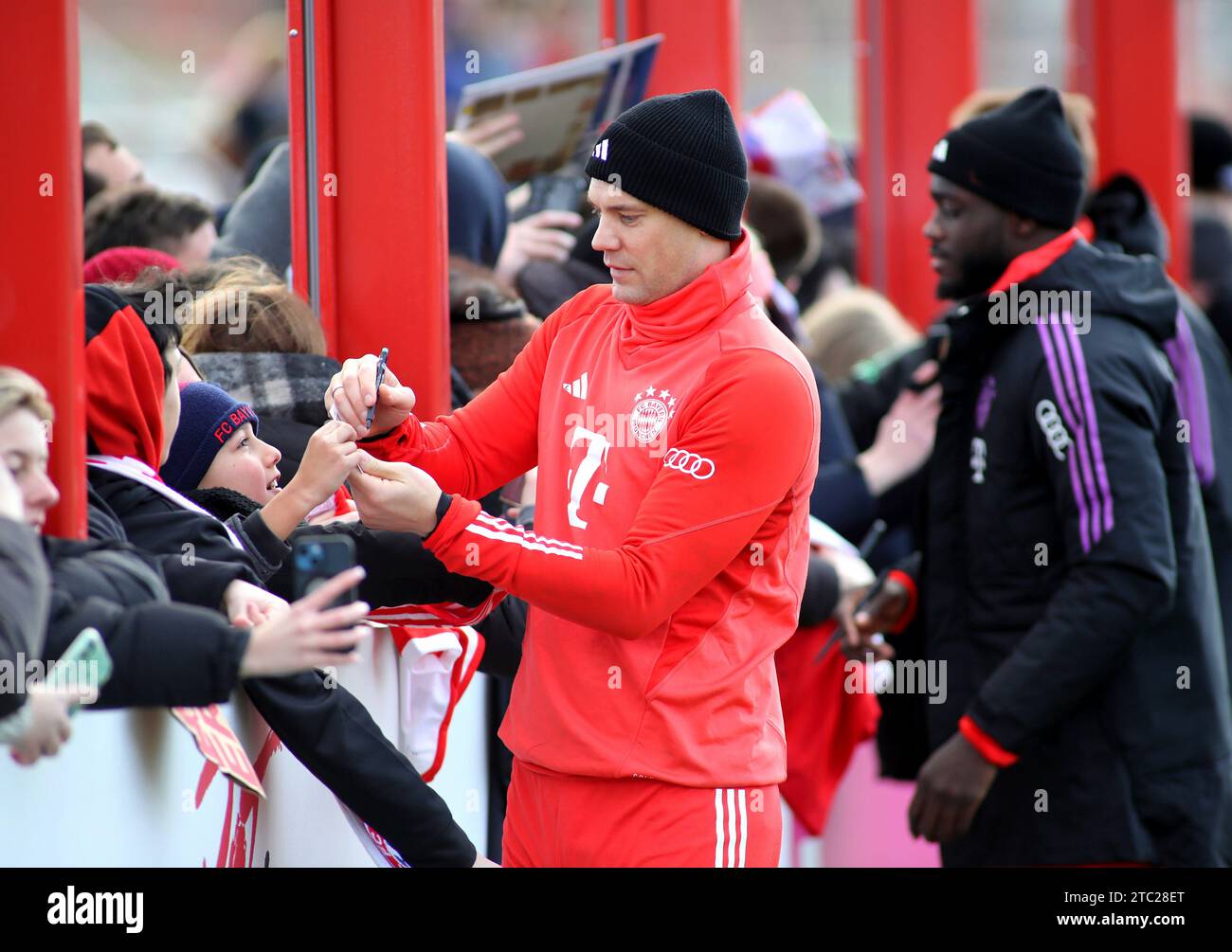 München, Deutschland 10. Dezember 2023: Fussball, Herren, Saison 2023/ ...