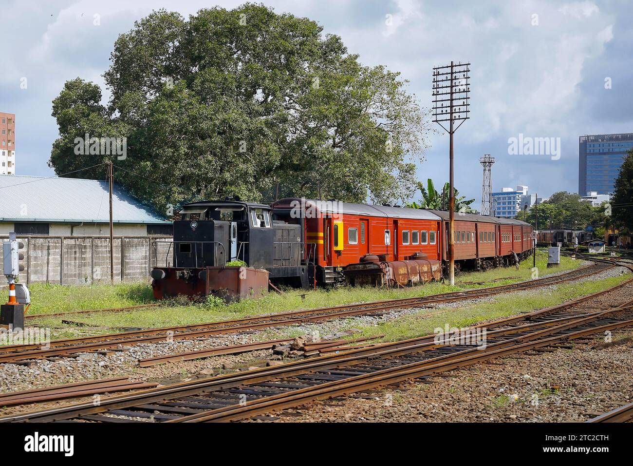 Kandy to colombo hi-res stock photography and images - Alamy