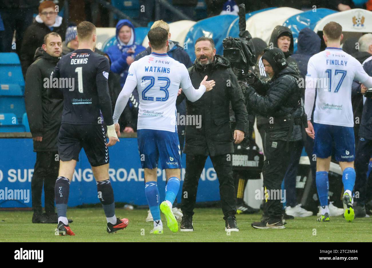Kilmarnock manager Derek McInnes (right) celebrates after the cinch ...