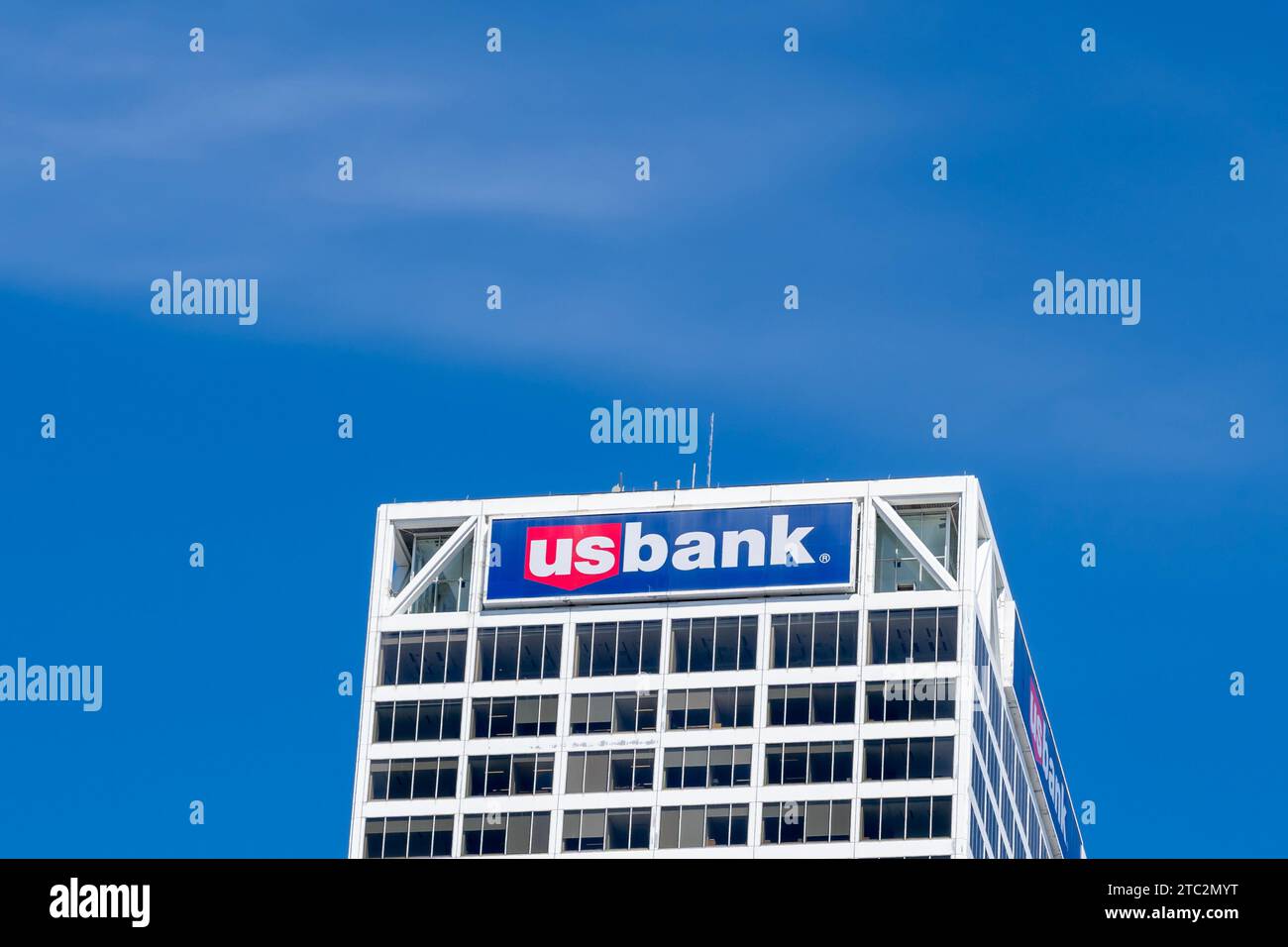 U.S. Bank logo sign on the office building. Milwaukee, Wisconsin, USA ...