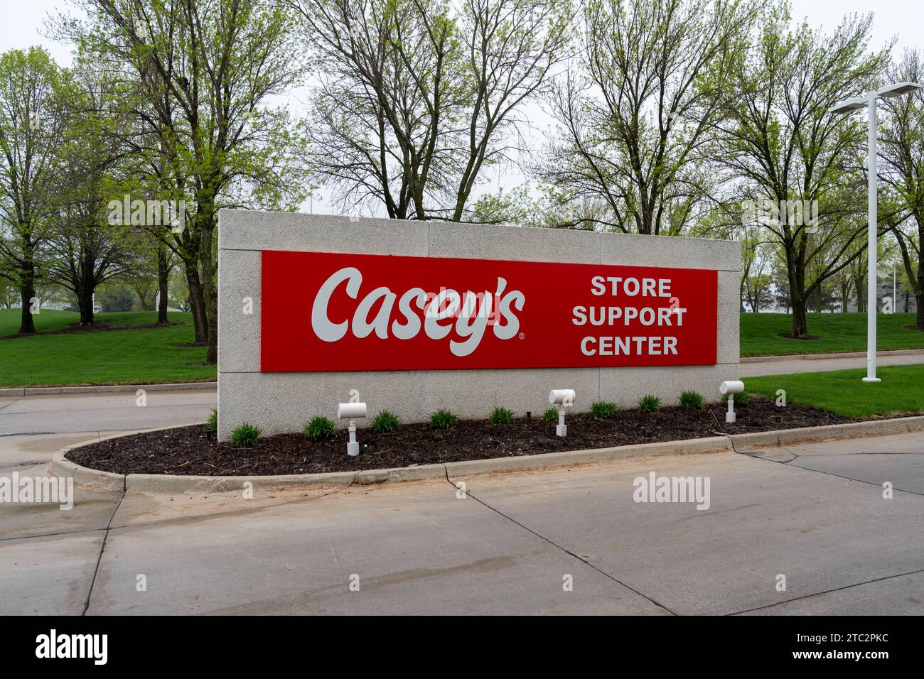 Caseys convenience store hi-res stock photography and images - Alamy