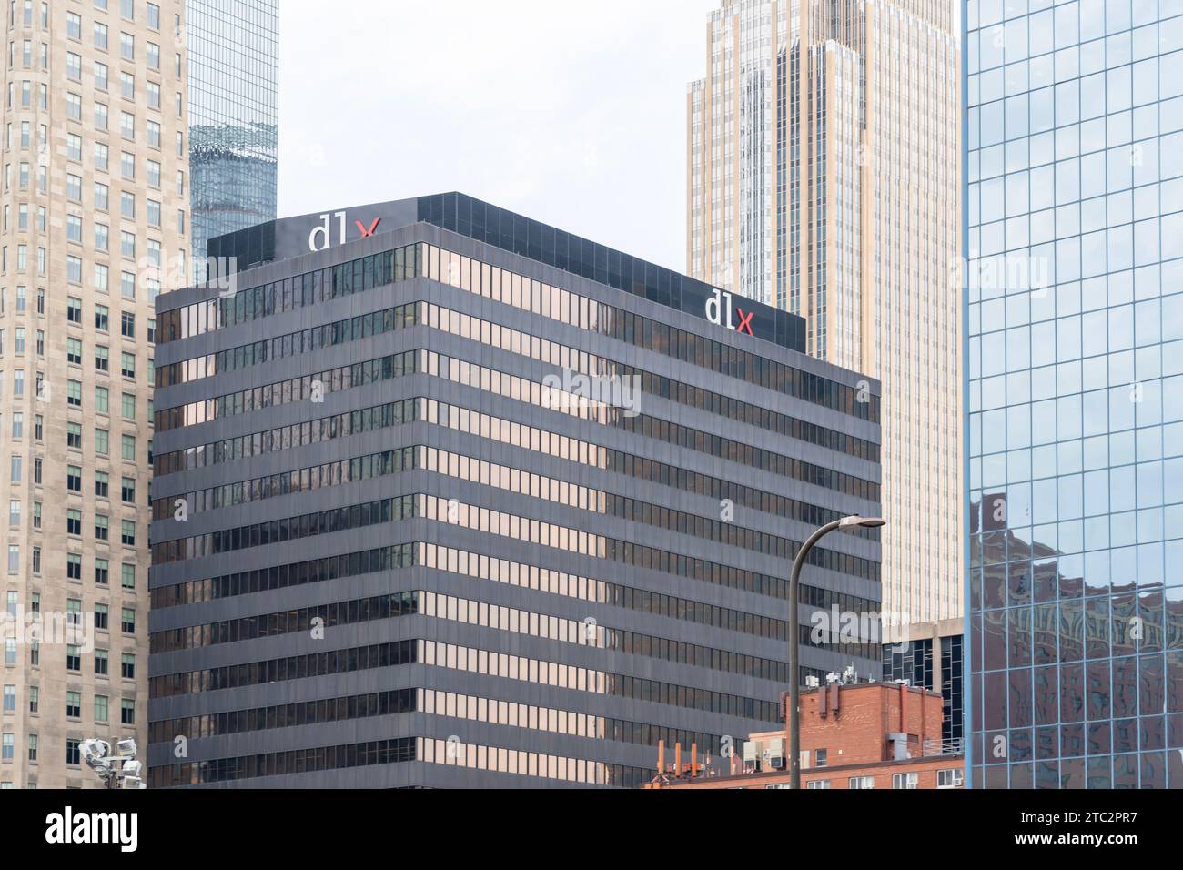 Deluxe (dlx) headquarters in Minneapolis, Minnesota, USA Stock Photo ...