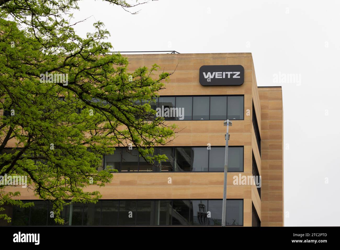 Company headquarters design hi-res stock photography and images - Alamy