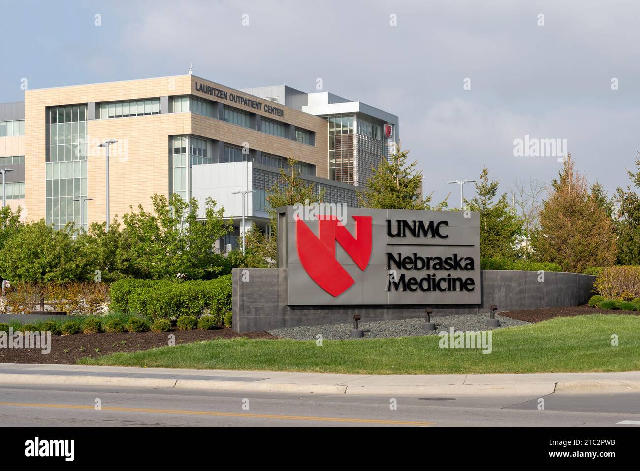 Academic health center hi-res stock photography and images - Alamy