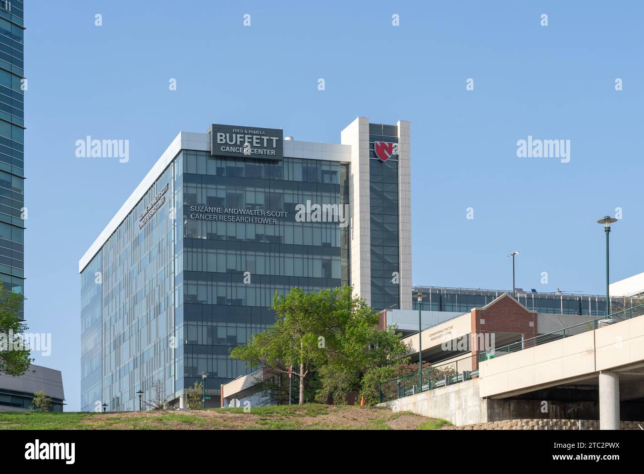 The Fred and Pamela Buffett Cancer Center building in Omaha, Nebraska ...